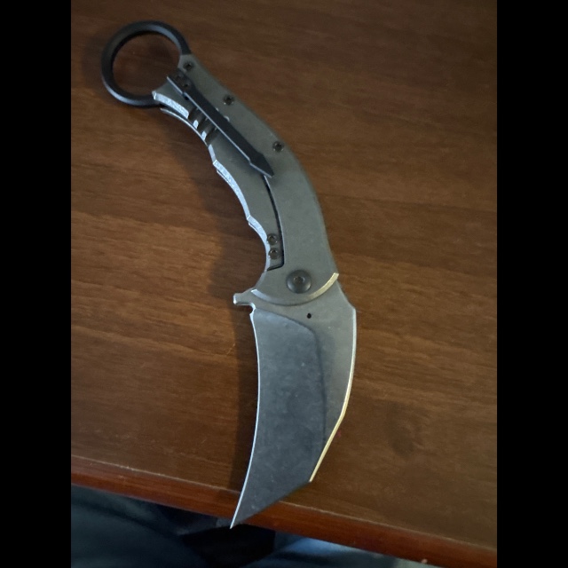 Bladebinge - Half face blade Folder
