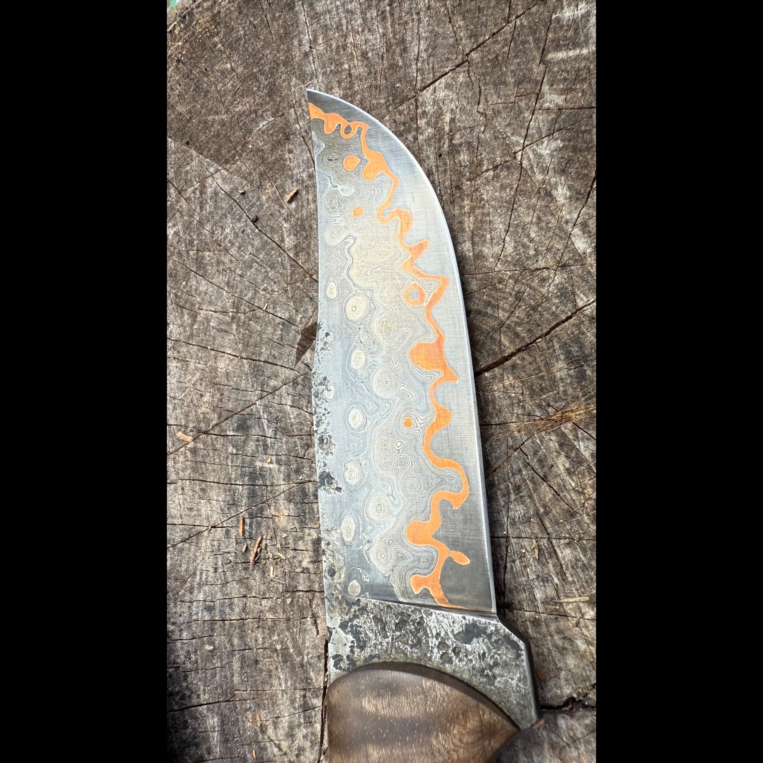 Bladebinge - Primitive Bear Knives Custom Bowie
