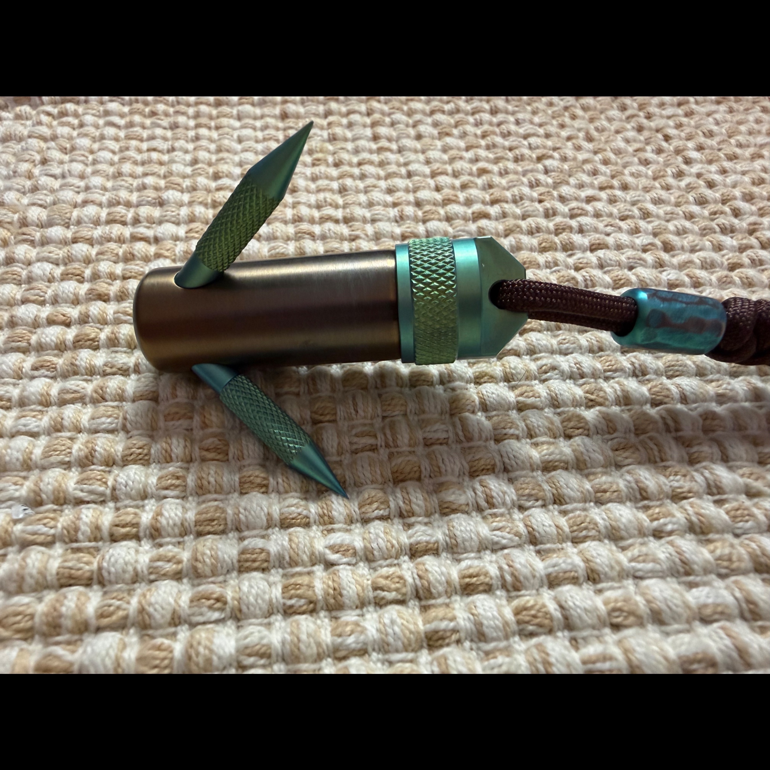 Bladebinge - Custom Anodized Grappling Hook with water proof chamber.