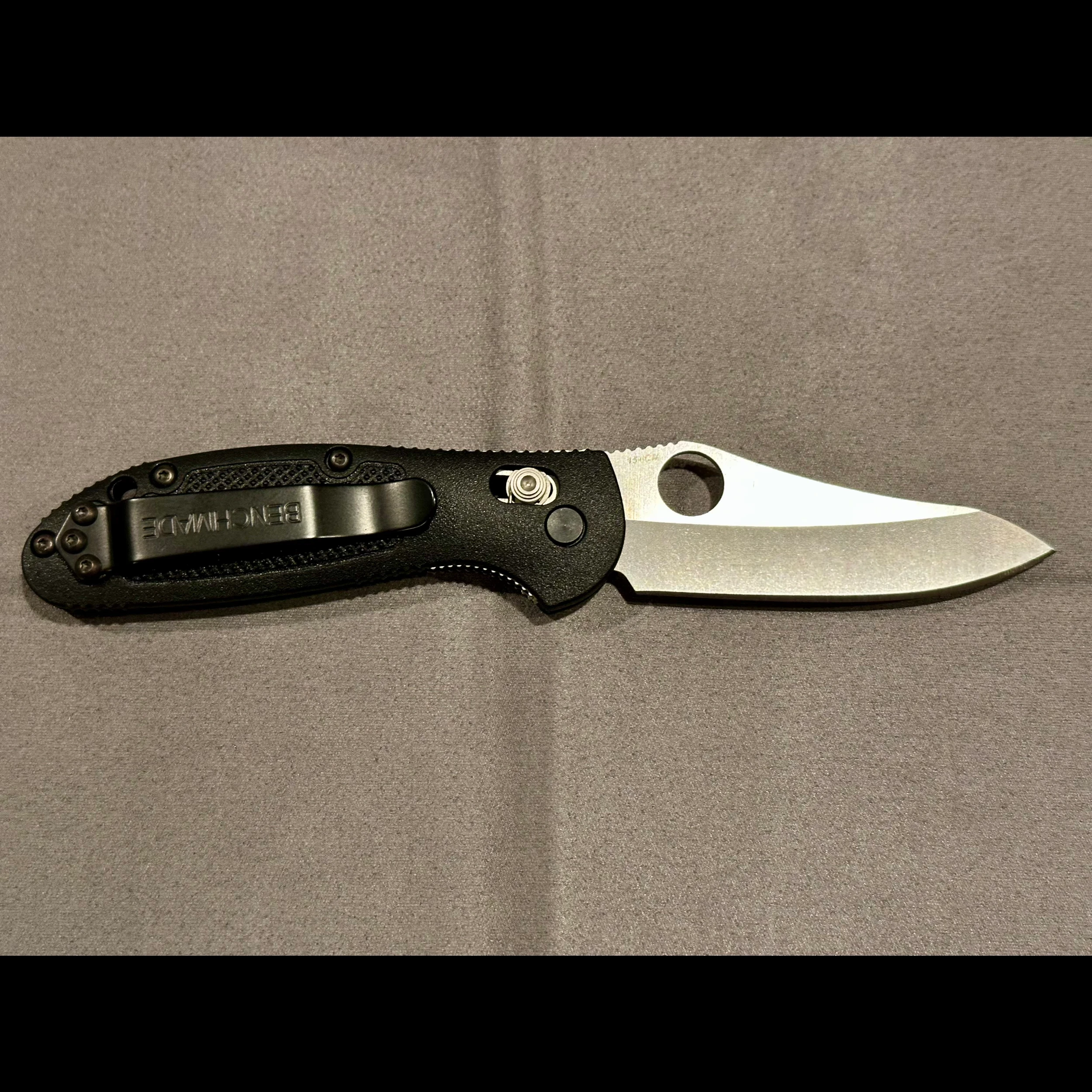 Bladebinge - Benchmade Mini Griptilian Axis Lock Knife Black (2.91 ...