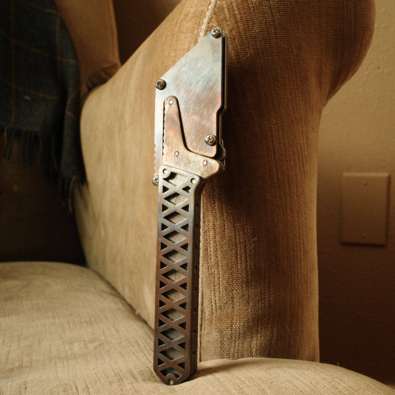 Bladebinge - Teale Designs Samurai Utility Knife - Flamed Steel