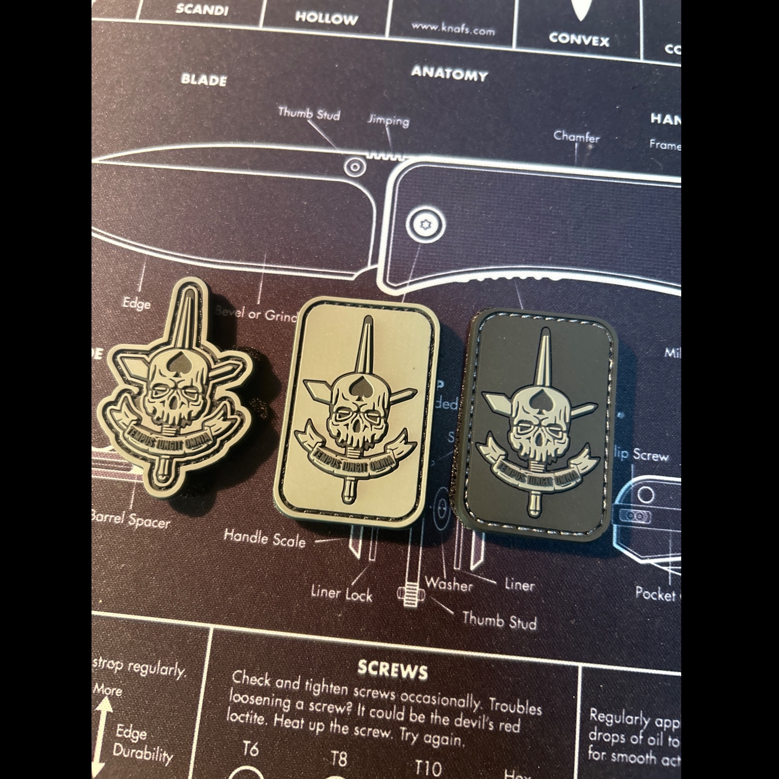 Bladebinge - Awesome Hank Patch Set
