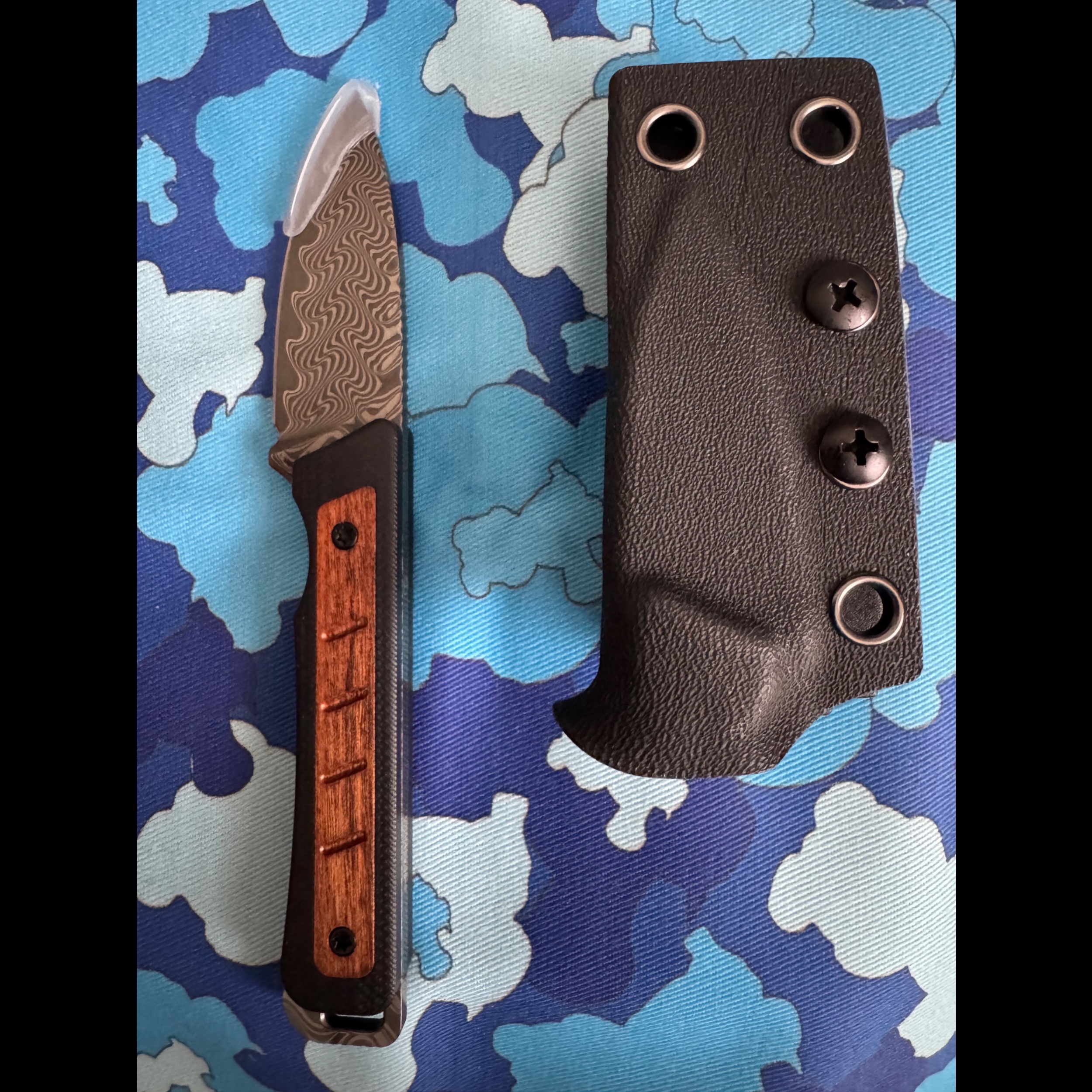 Bladebinge - Kizer Whiskey Jack Damascus