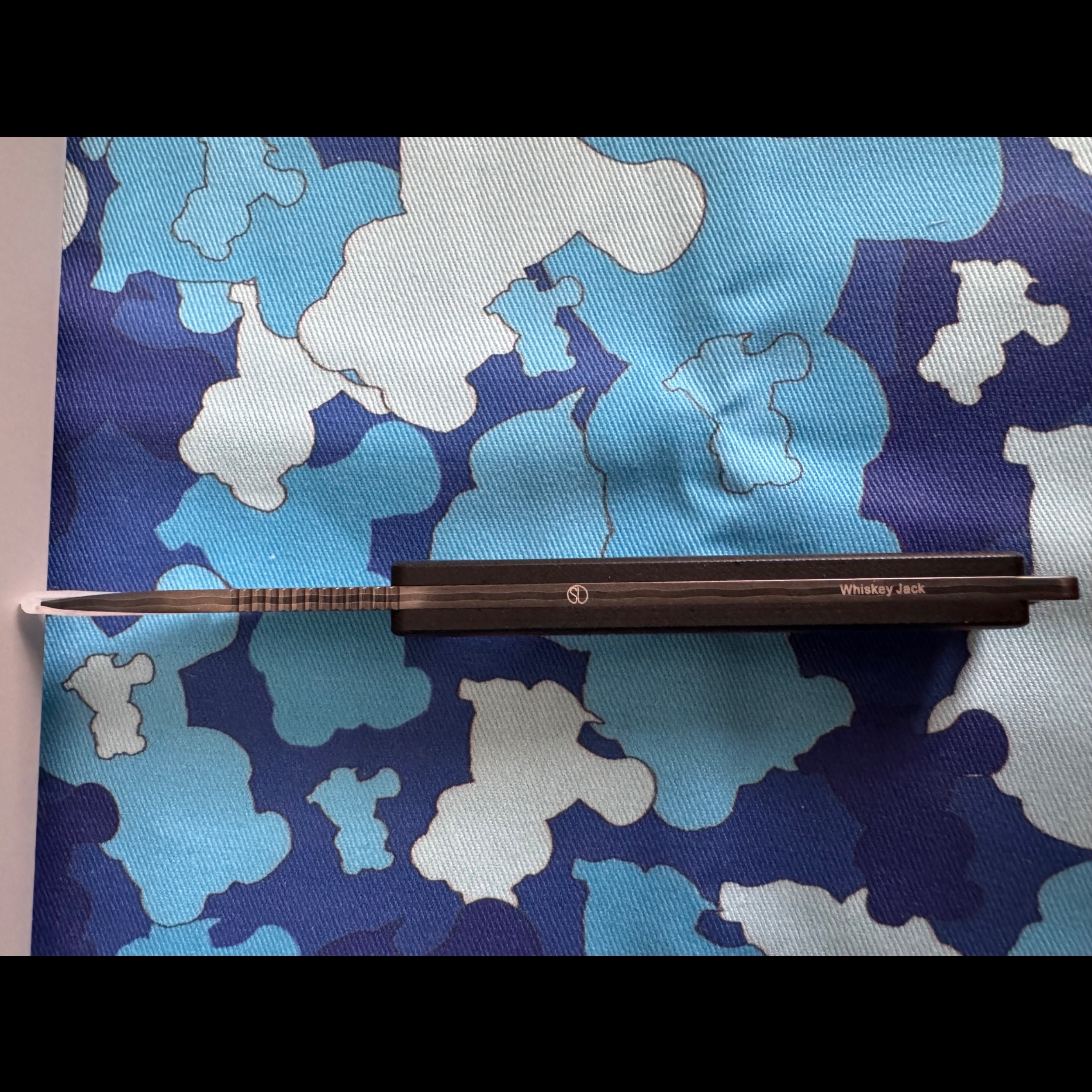 Bladebinge - Kizer Whiskey Jack Damascus