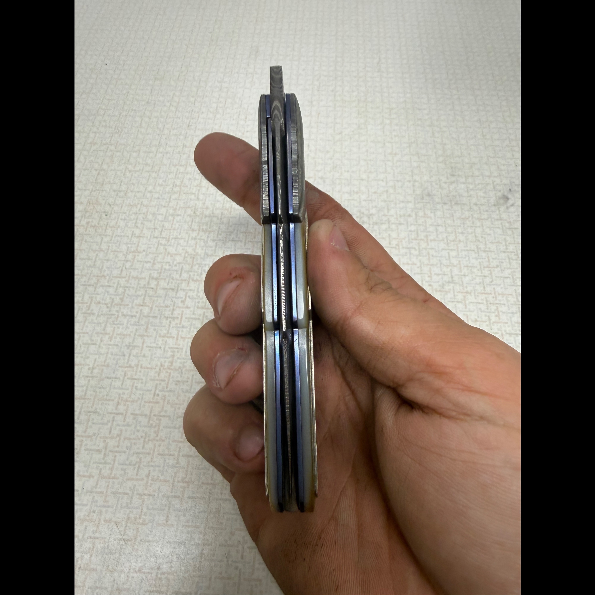 Bladebinge - Steven Olezewski Lightning Bolt Art Knife