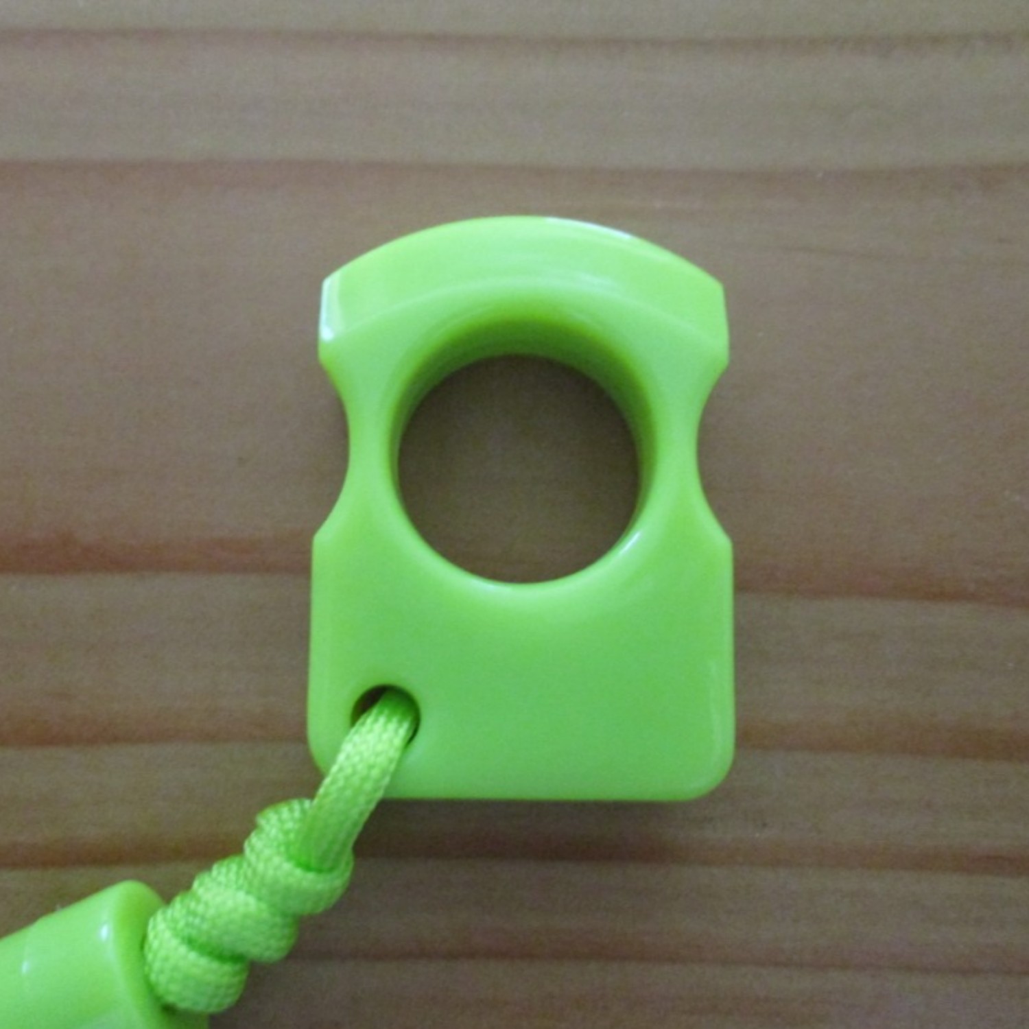 Bladebinge - New Outdoor Luminous Knuckle Edc Survival Escape Tool ...