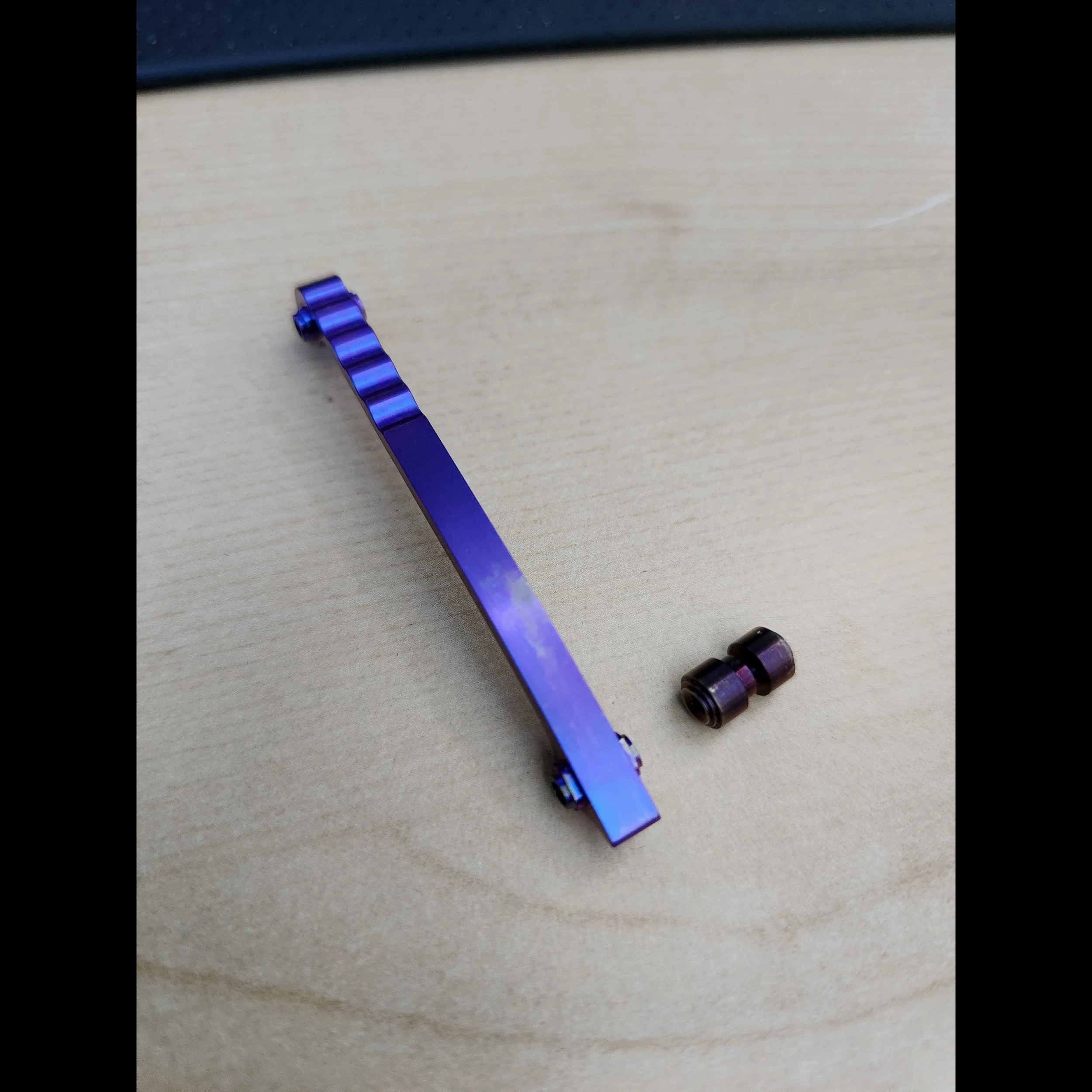Bladebinge - Benchmade Osborne 940 Rockscale Design Purple Titanium ...