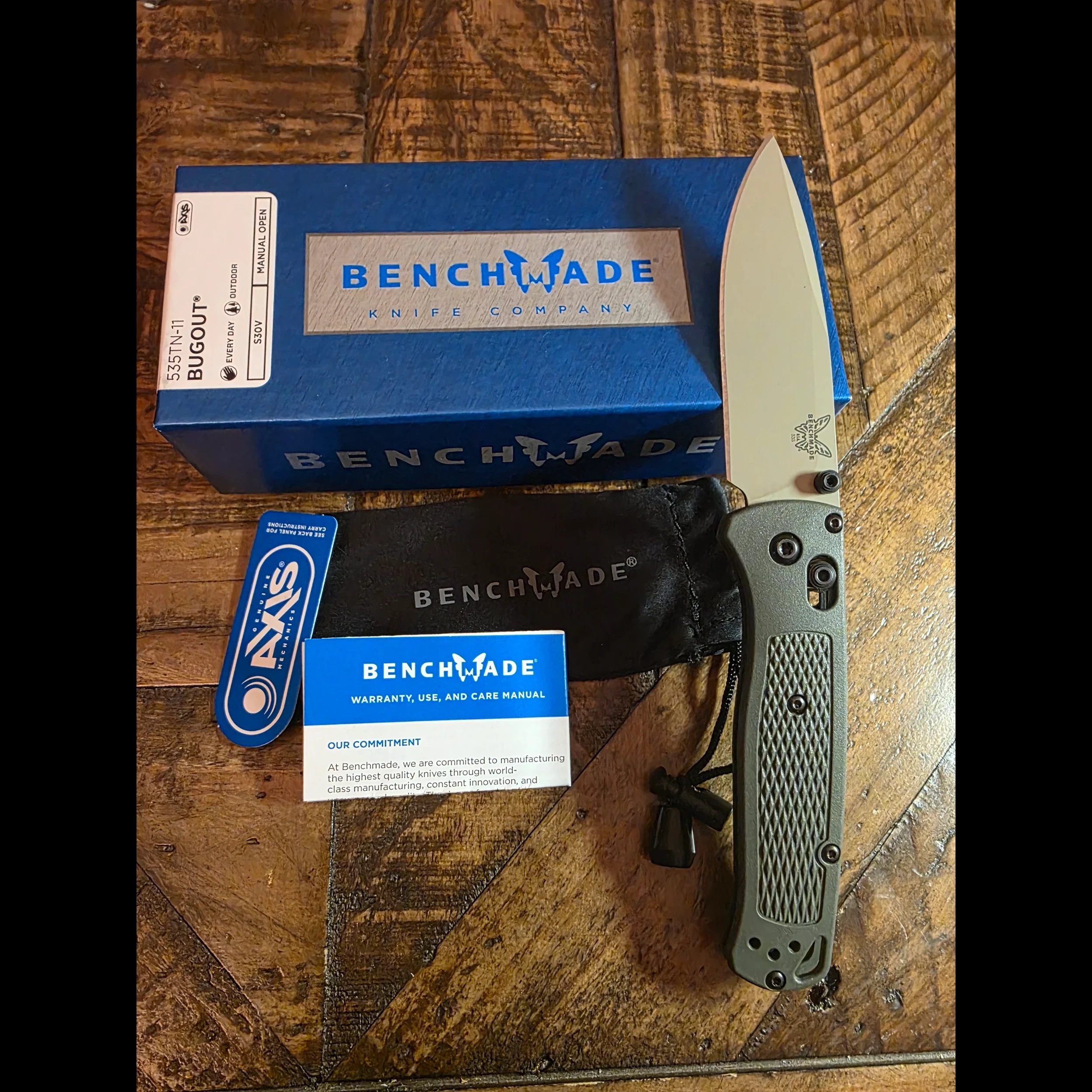 Bladebinge - Benchmade Bugout AXIS Lock Knife Dark Olive Grivory