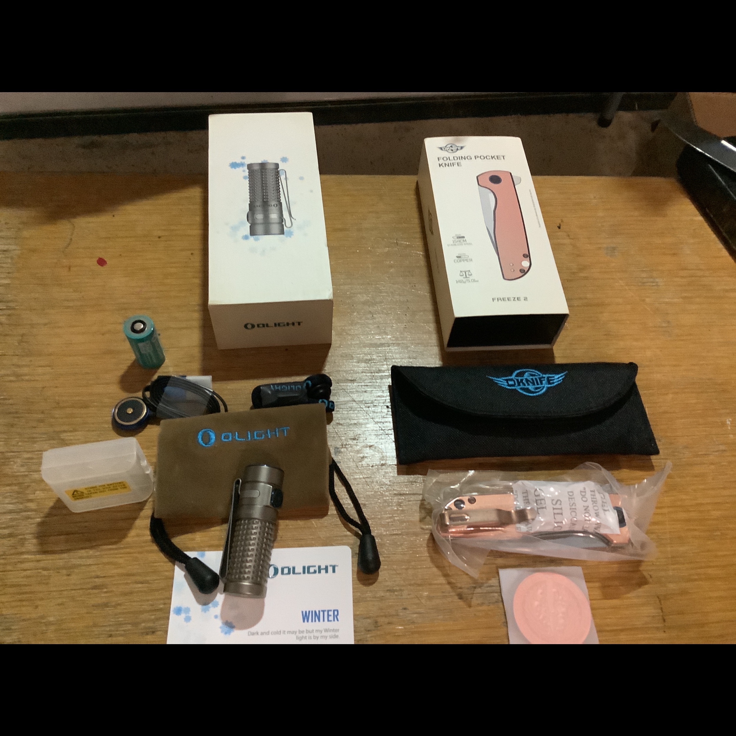 Bladebinge - OKNIFE/OLIGHT COMBINATION PACKAGE. FREEZE 2 KNIFE AND ...