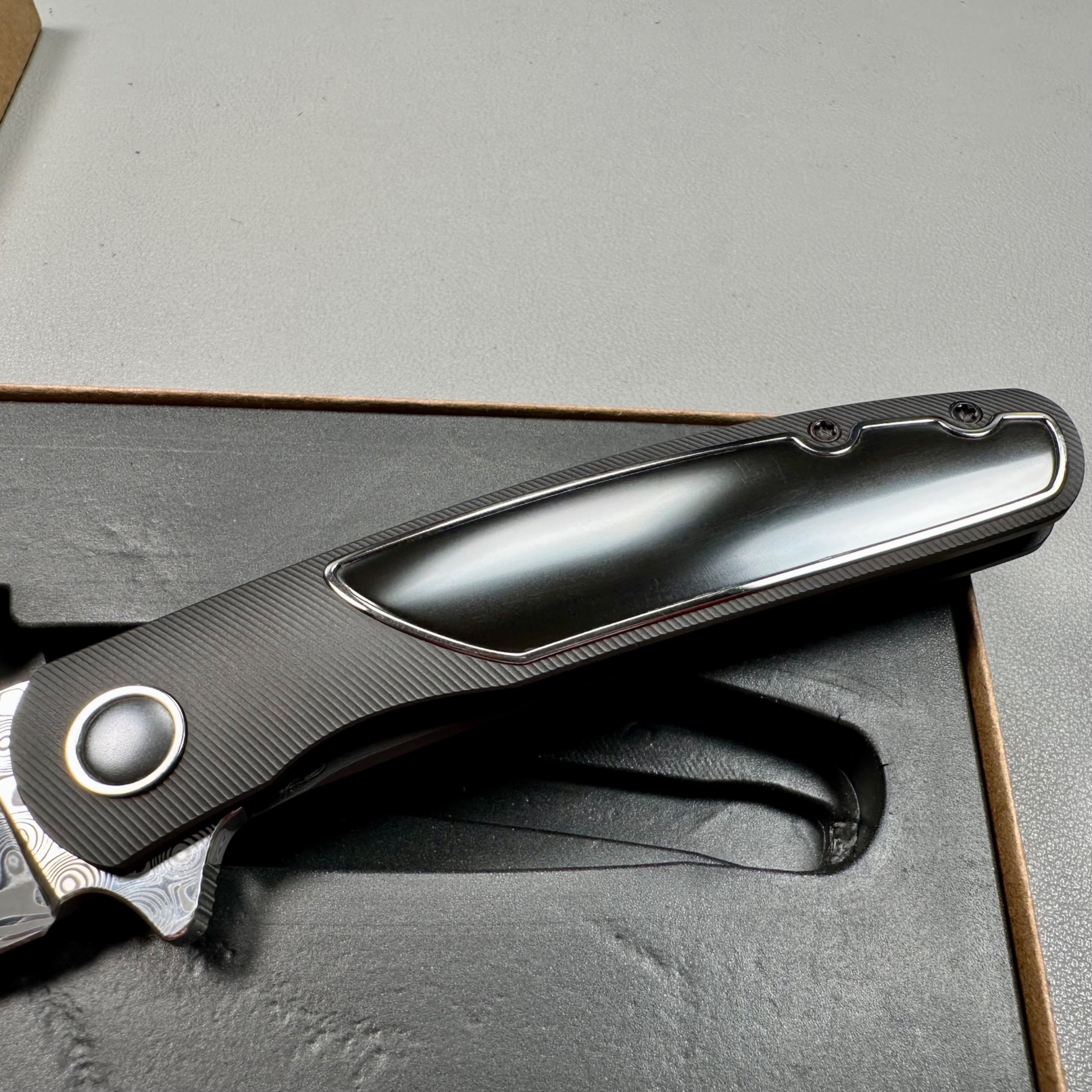 Bladebinge - Edgar & Cole full custom Chimera knife with a flipper ...