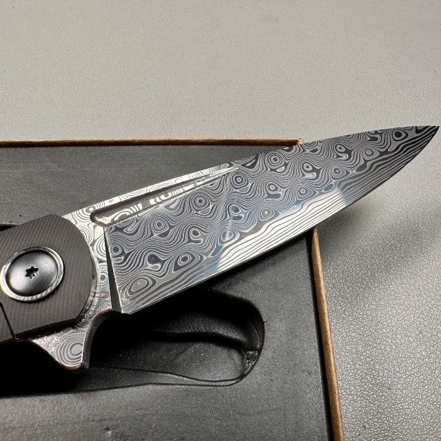 Bladebinge - Edgar & Cole full custom Chimera knife with a flipper ...
