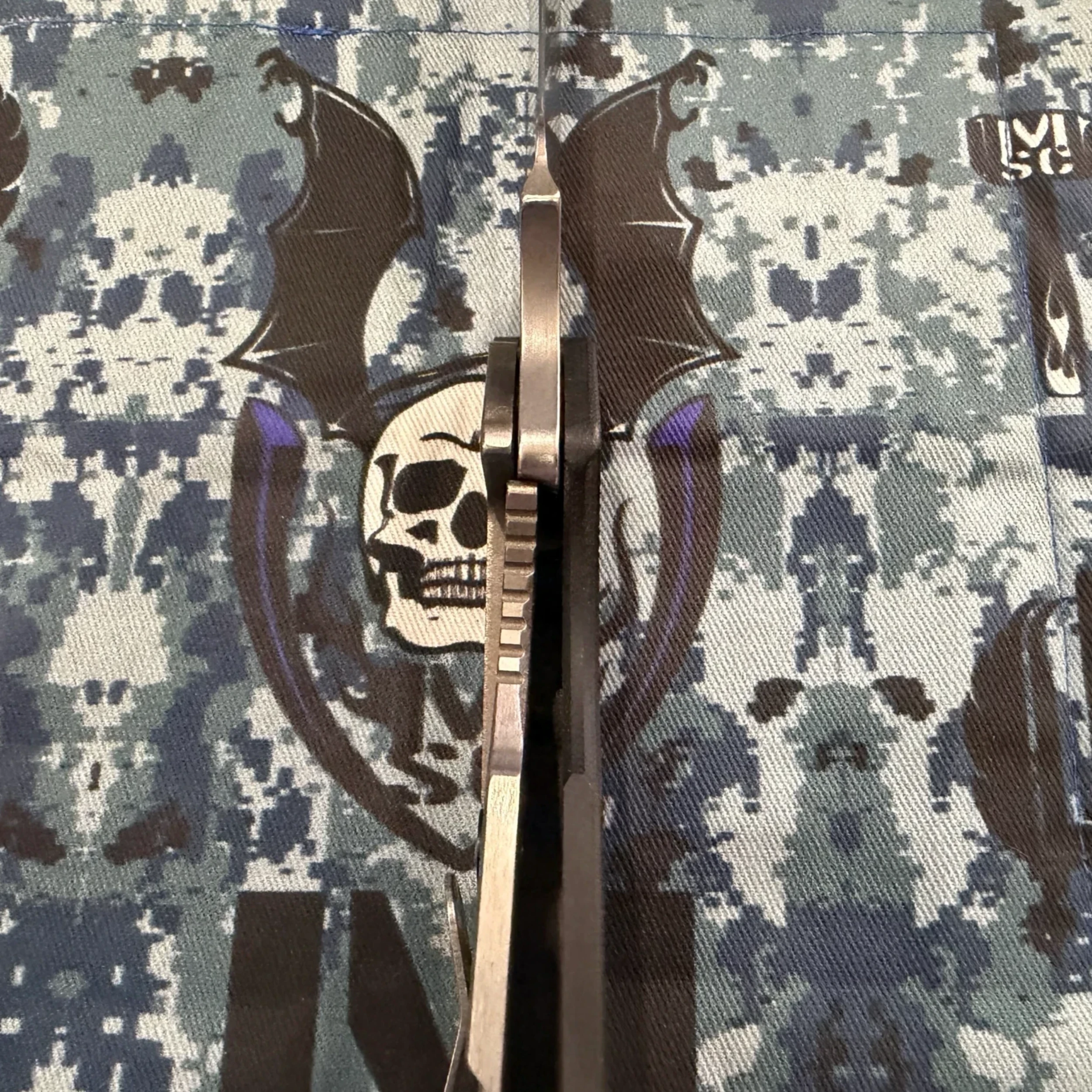Bladebinge - Strider SMF Lego G10/Stonewashed Ti Old School logo.