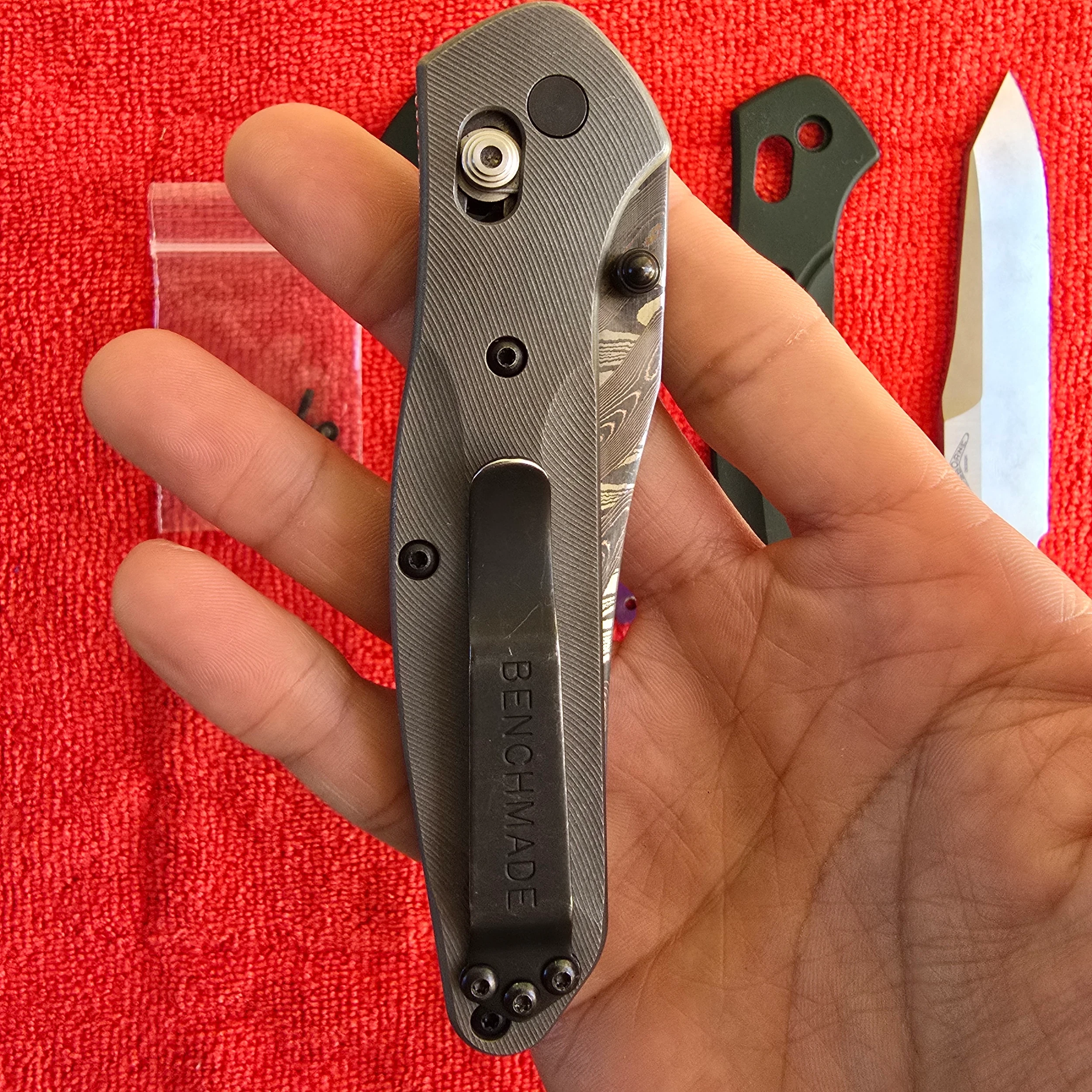 Bladebinge - Benchmade 940, Gersh Baker Forge reblade, Deathgrip scales