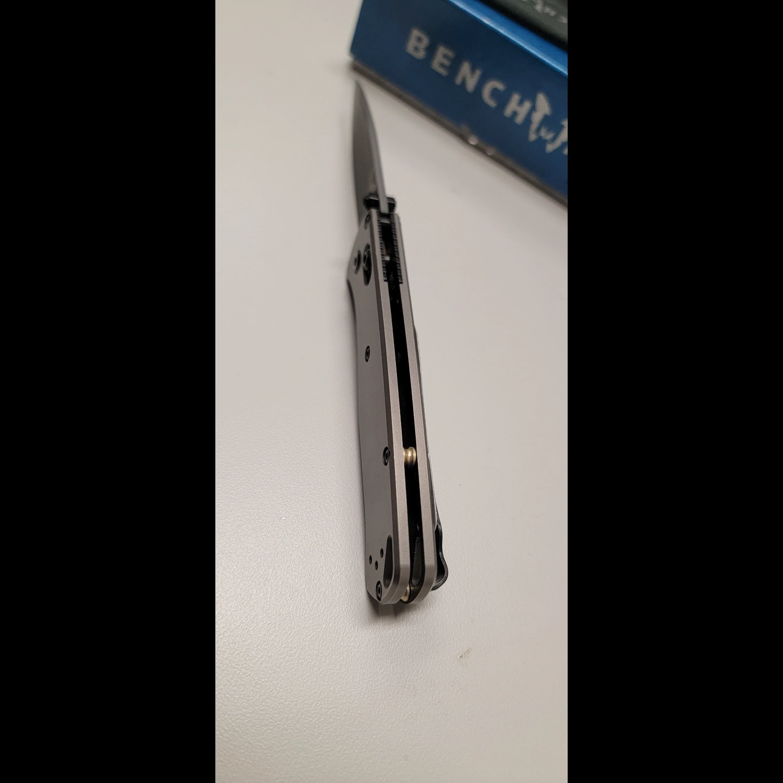 Bladebinge - Benchmade bugout titanium scales