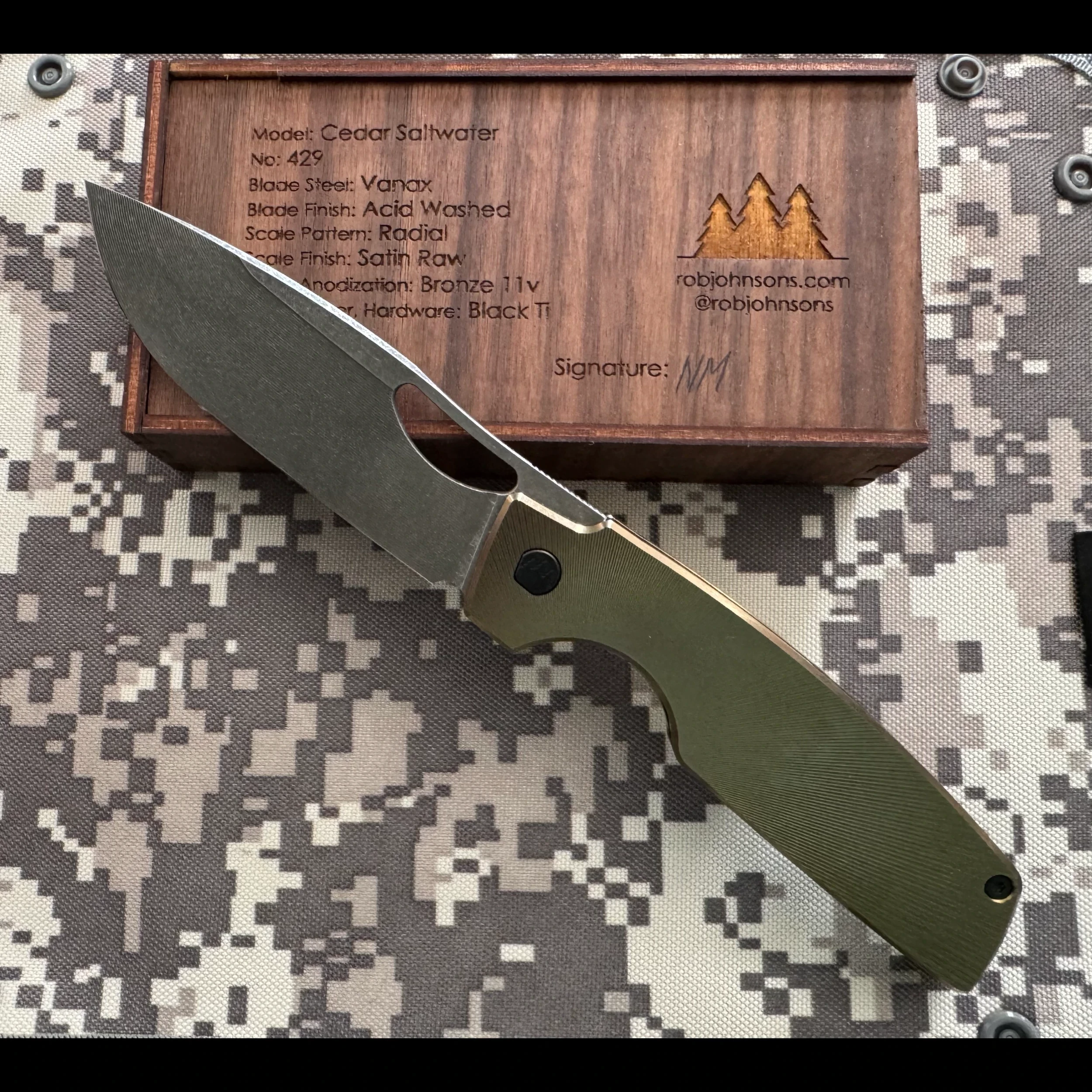 Bladebinge - **PRICE DROP** Rob Johnson Cedar - Saltwater Version