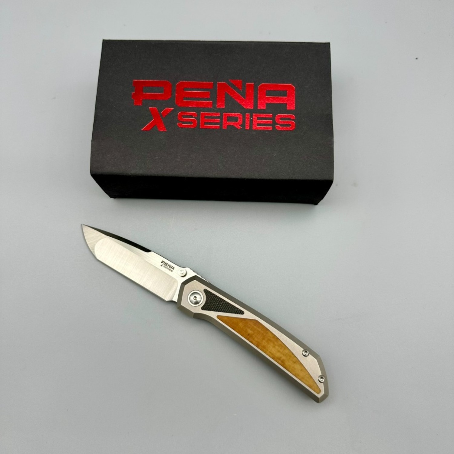 Bladebinge - PRICE DROP - Pena X Series Tanto Mula Green White Micarta ...