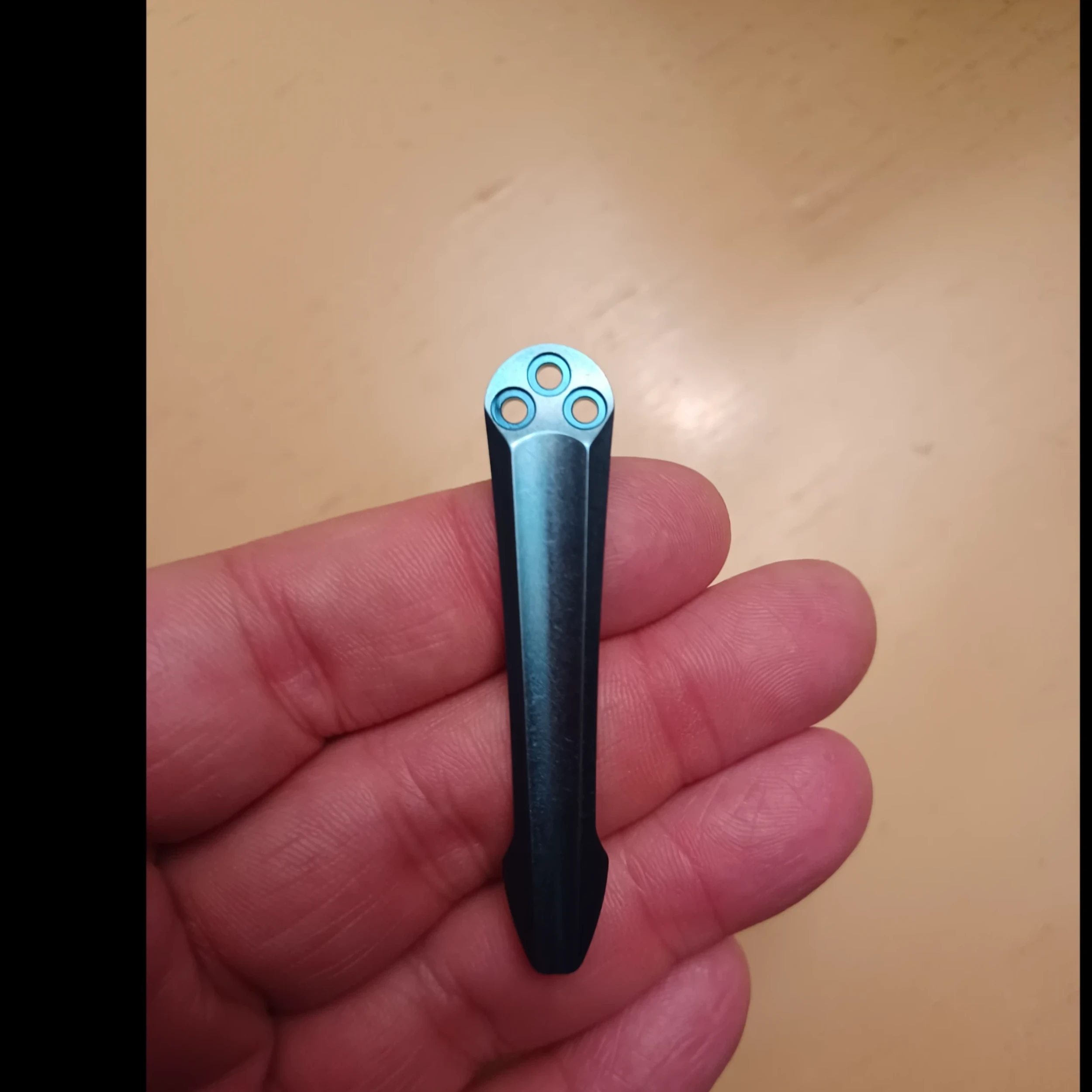 Bladebinge - Blue Milled Titanium Pocket Clip for Spyderco Knives