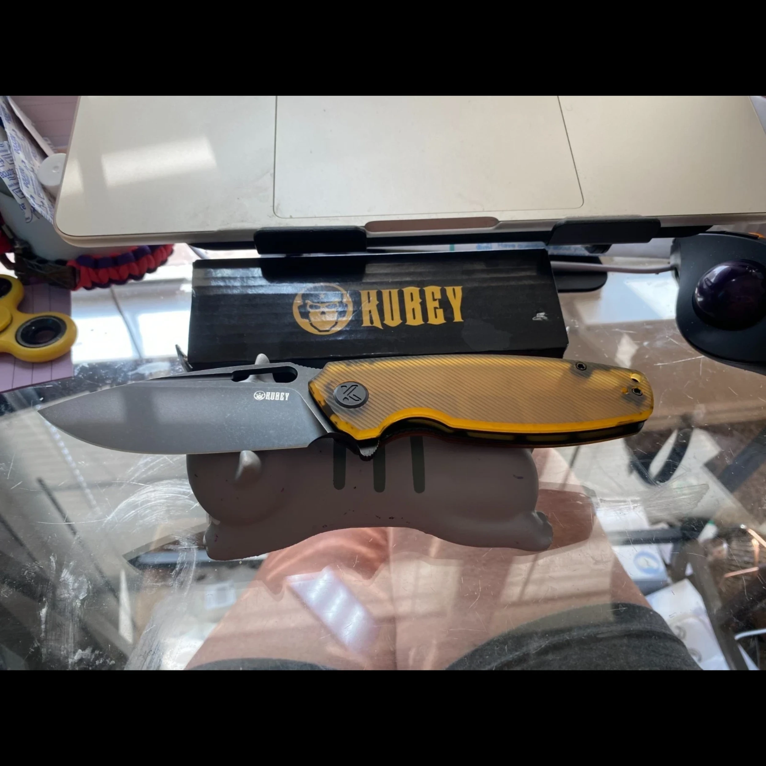 Bladebinge - Kubey Tityus Liner Lock Knife Ultem