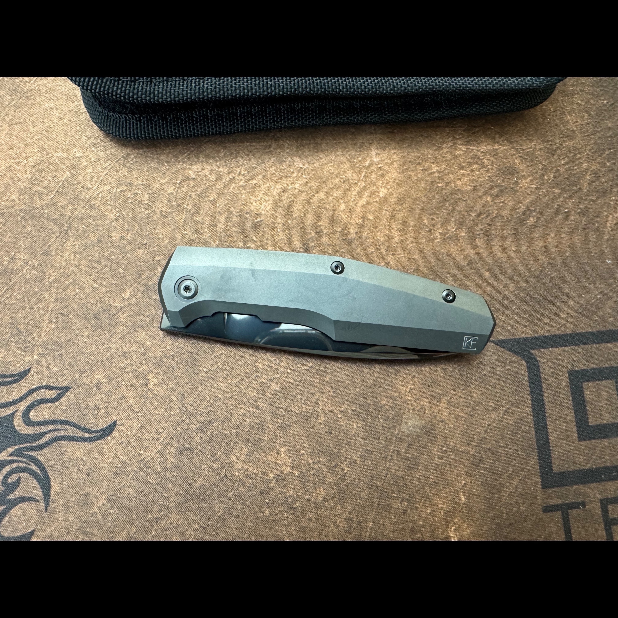 Bladebinge - CKF FIF 18 Mirror DLC M398 Blade and DLC titanium handle
