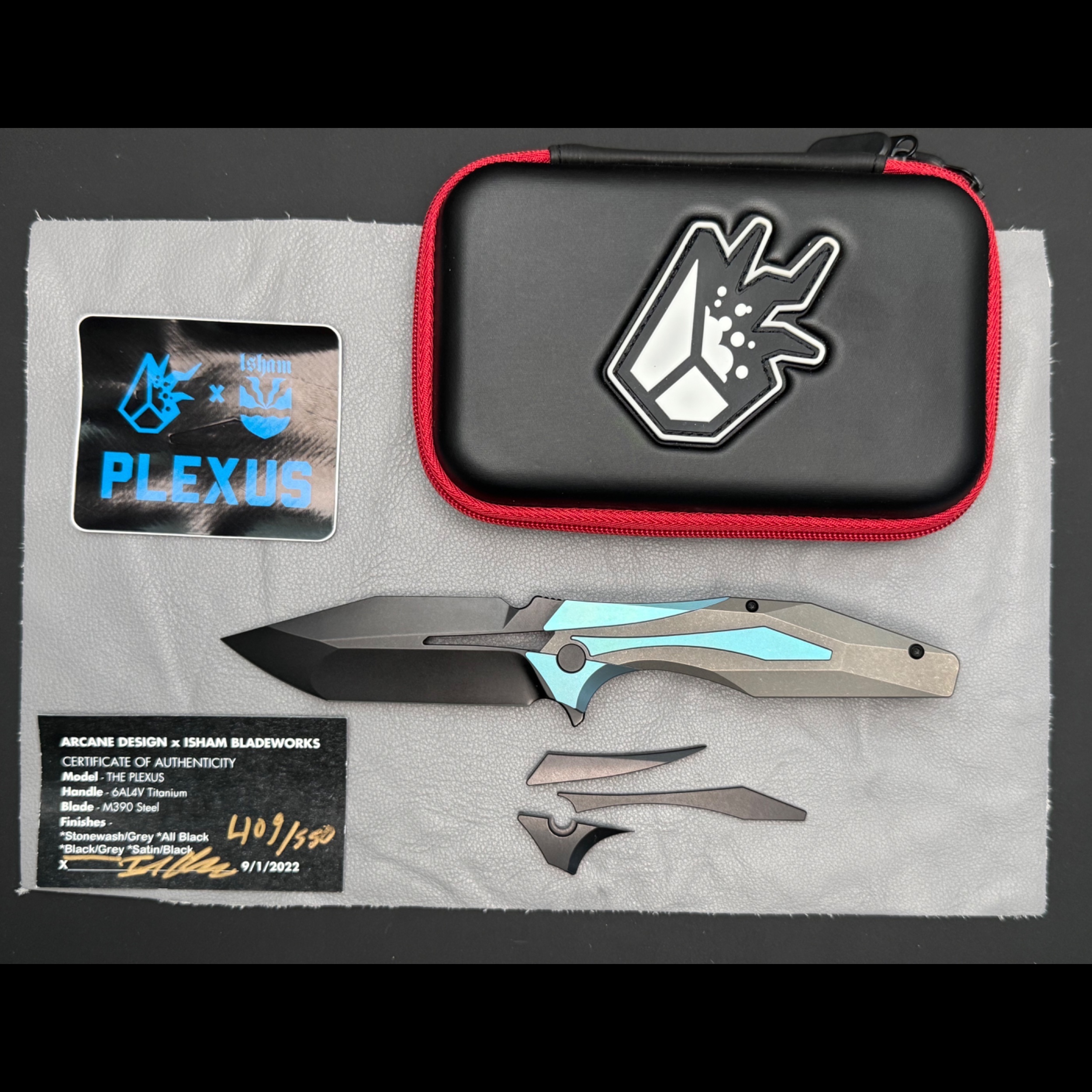 Bladebinge - Arcane Designs & Isham Bladeworks - Plexus PLUS Black DLC Titanium Scales