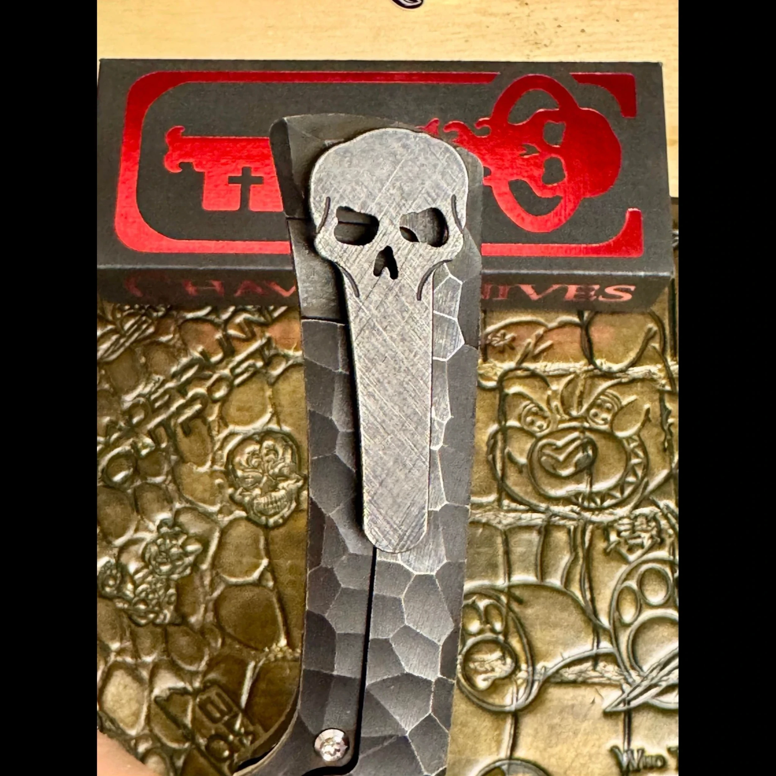 Bladebinge - Chaves Knives - RCK9, Black Full Rock Titanium, XH Skull ...