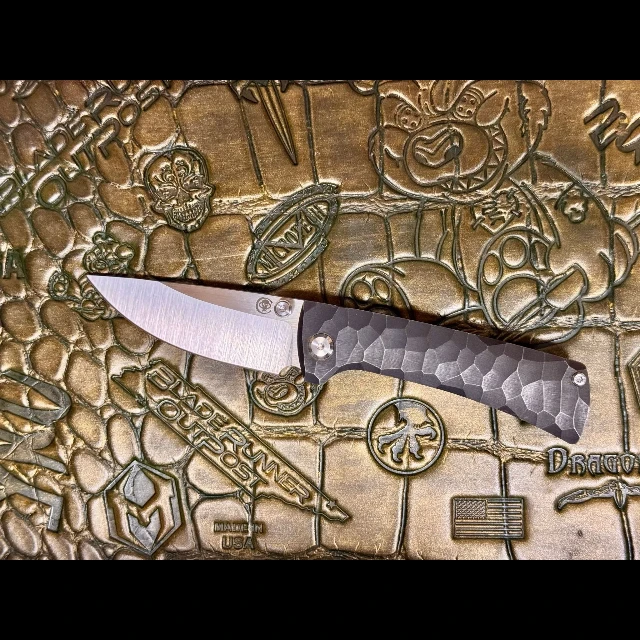 Bladebinge - Chaves Knives - RCK9, Black Full Rock Titanium, XH Skull ...