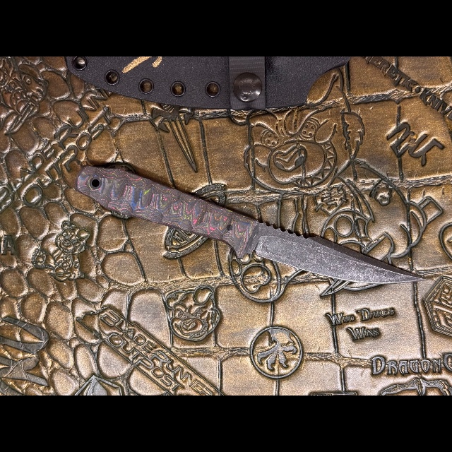Bladebinge - Jason Knight - Mini Coffin Bowie Fixed Blade - 80s Camo ...