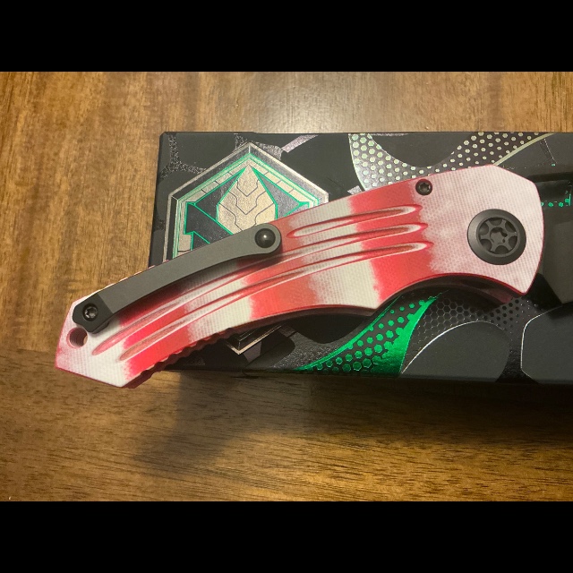 Bladebinge - HERETIC KNIVES PARIAH MANUAL DROP POINT DLC CANDY CANE G10 ...