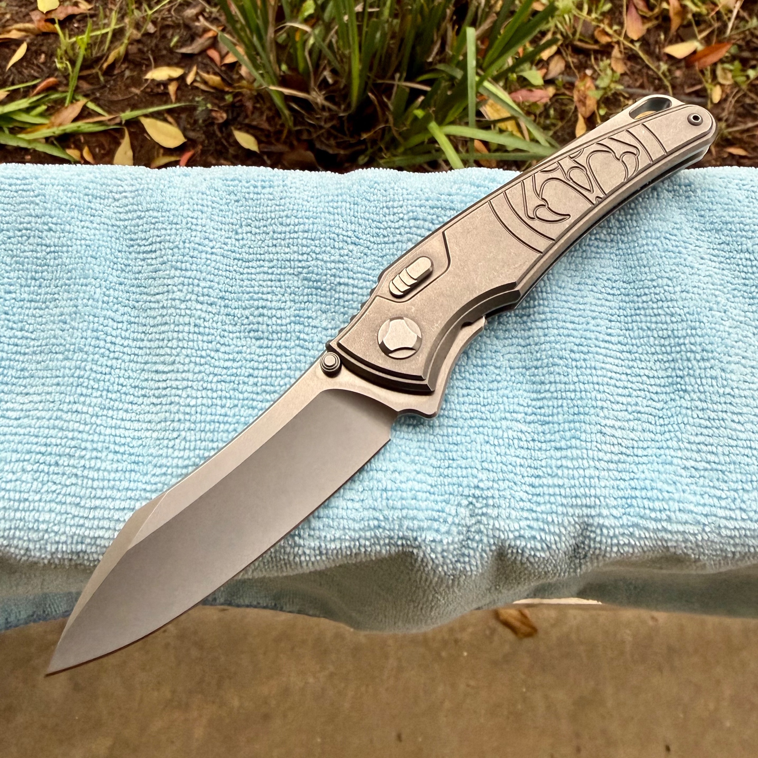 Bladebinge - Hawk Talon Titanium
