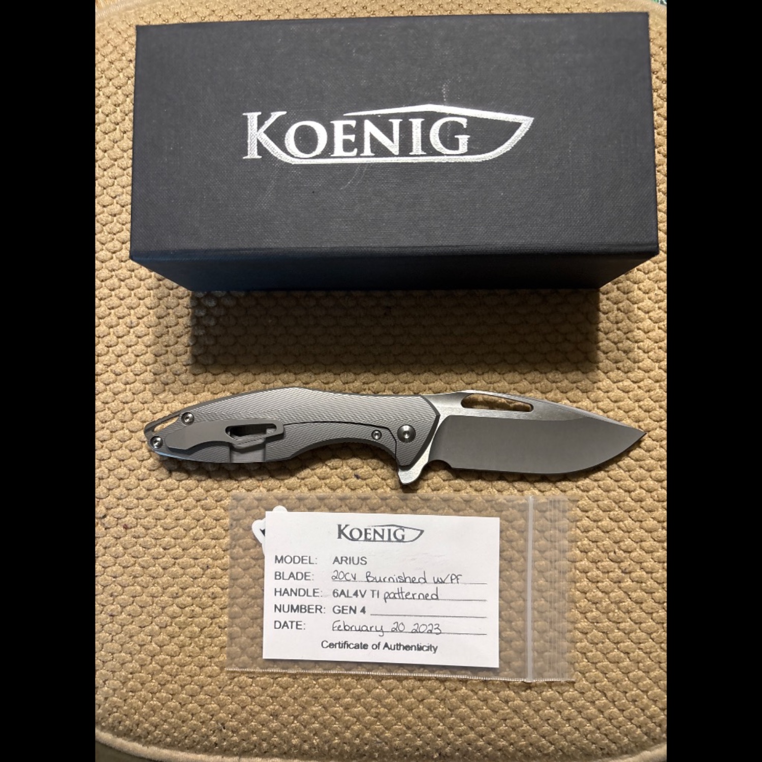 Bladebinge - Koenig Arius