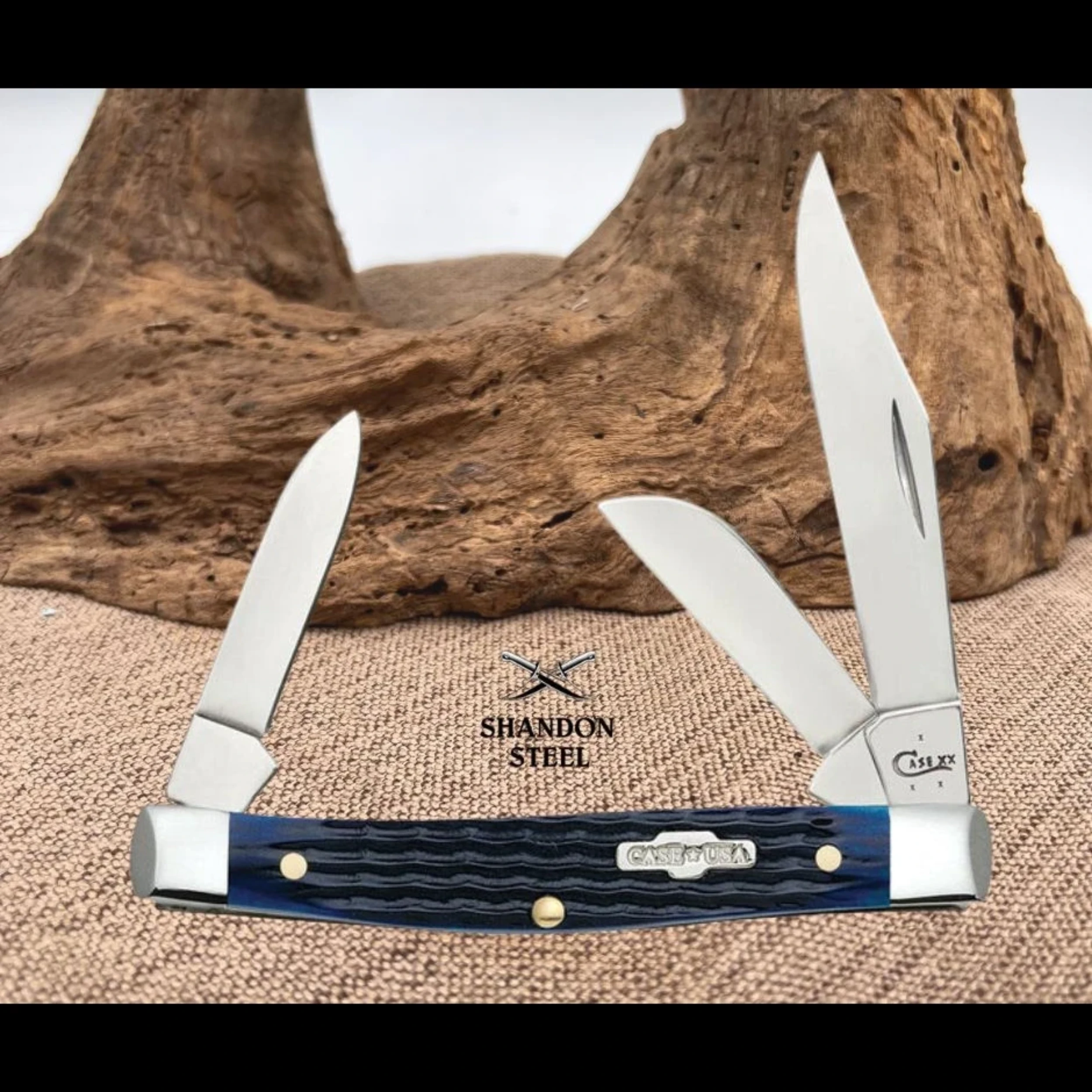 Bladebinge - Rogers Corn Cob Jig Blue Bone Medium Stockman 02806