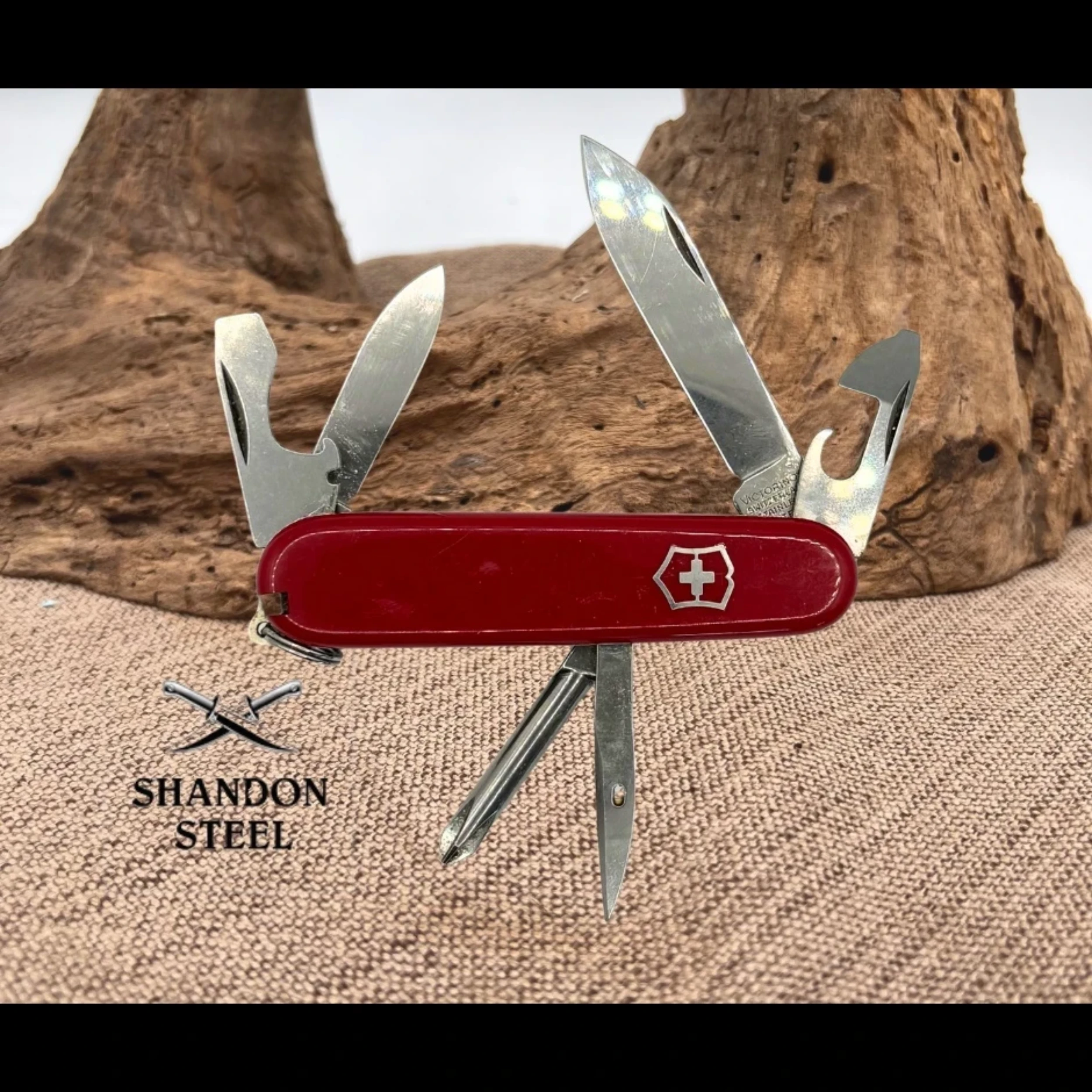 Bladebinge - Victorinox Tinker Swiss Army Knife RED Multi Tool Knife ...