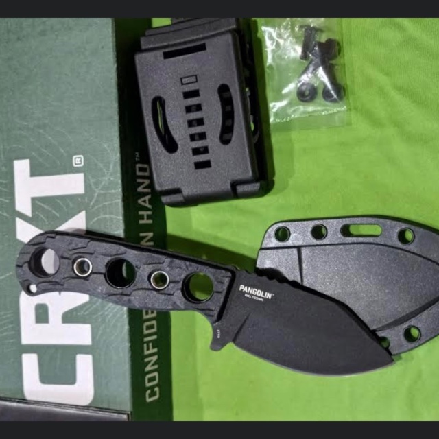 Bladebinge - CRKT Pangolin Fixed blades