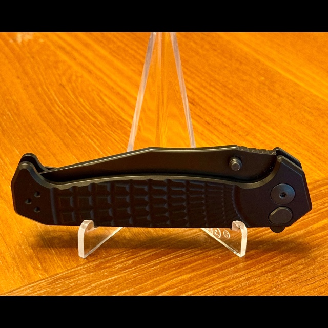 Bladebinge - Half Face Blades - Crow Folder