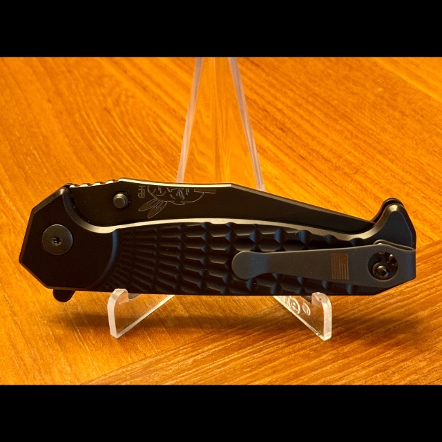 Bladebinge - Half Face Blades - Crow Folder