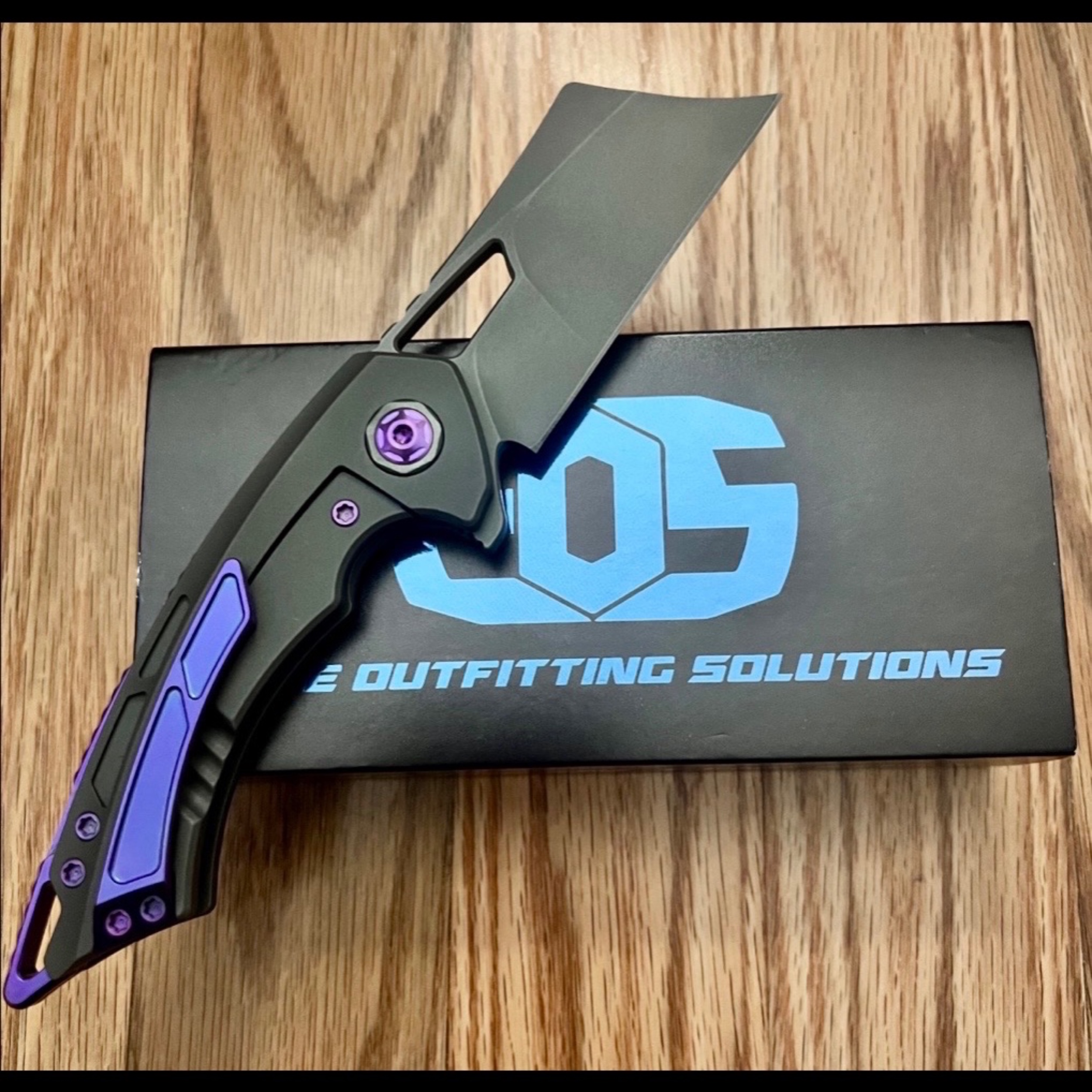 Bladebinge - *Reduced Price* EOS Mini Cleaver - Sasha (Grey) Version