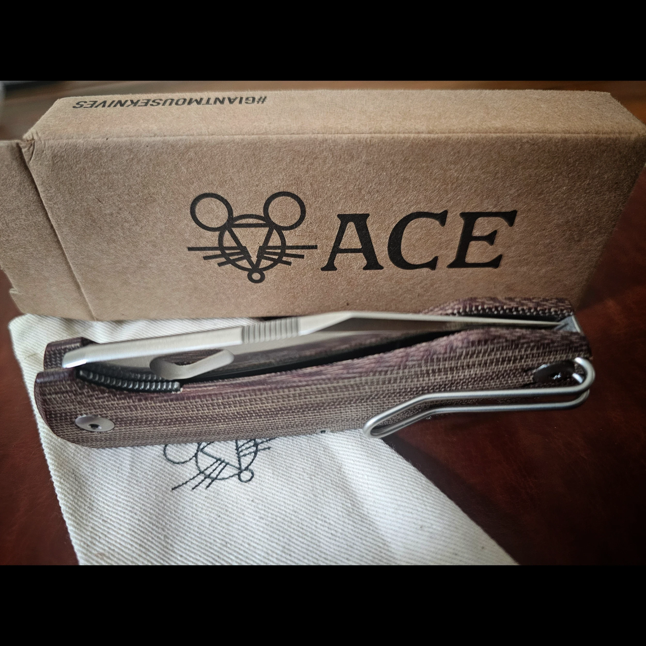 Bladebinge - Giant Mouse Grand Canvas Natural Micarta Elmax steel