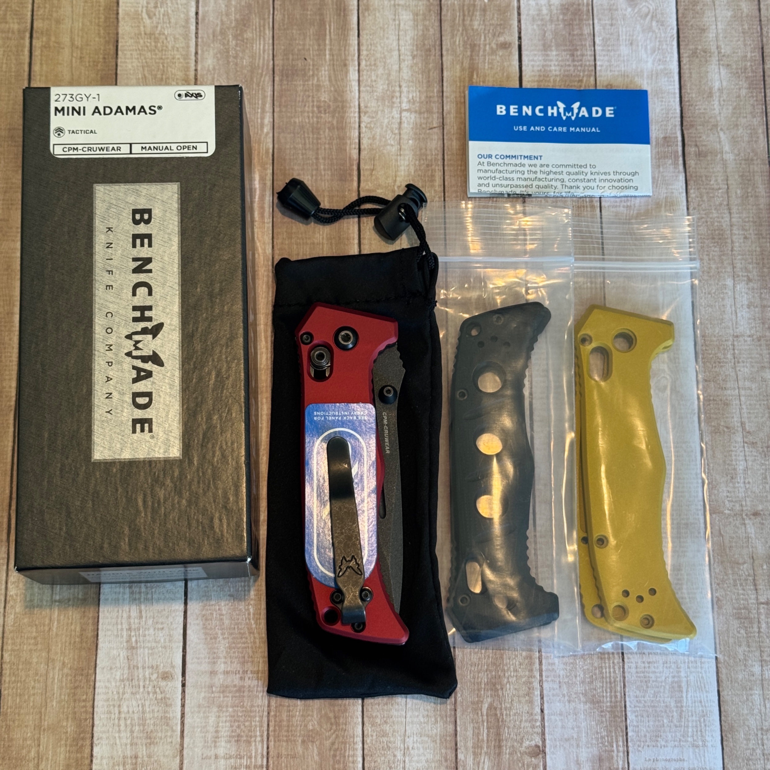 Bladebinge - Benchmade Mini Adamas CPM-Cruwear 273GY-1 AWT Scales Combo