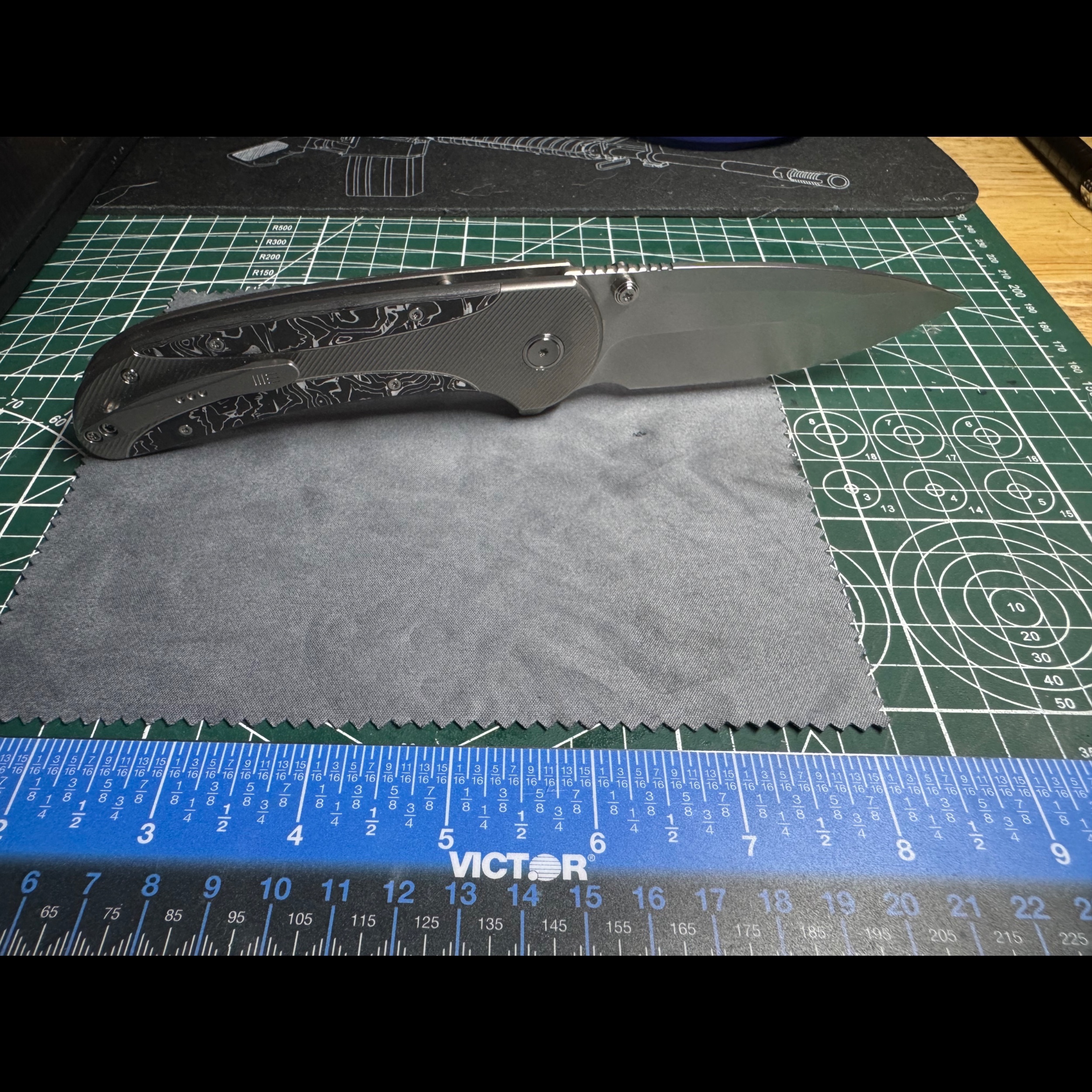 Bladebinge - WEKNIFE Zizzit Flipper & Thumb Stud & Button Lock Knife ...