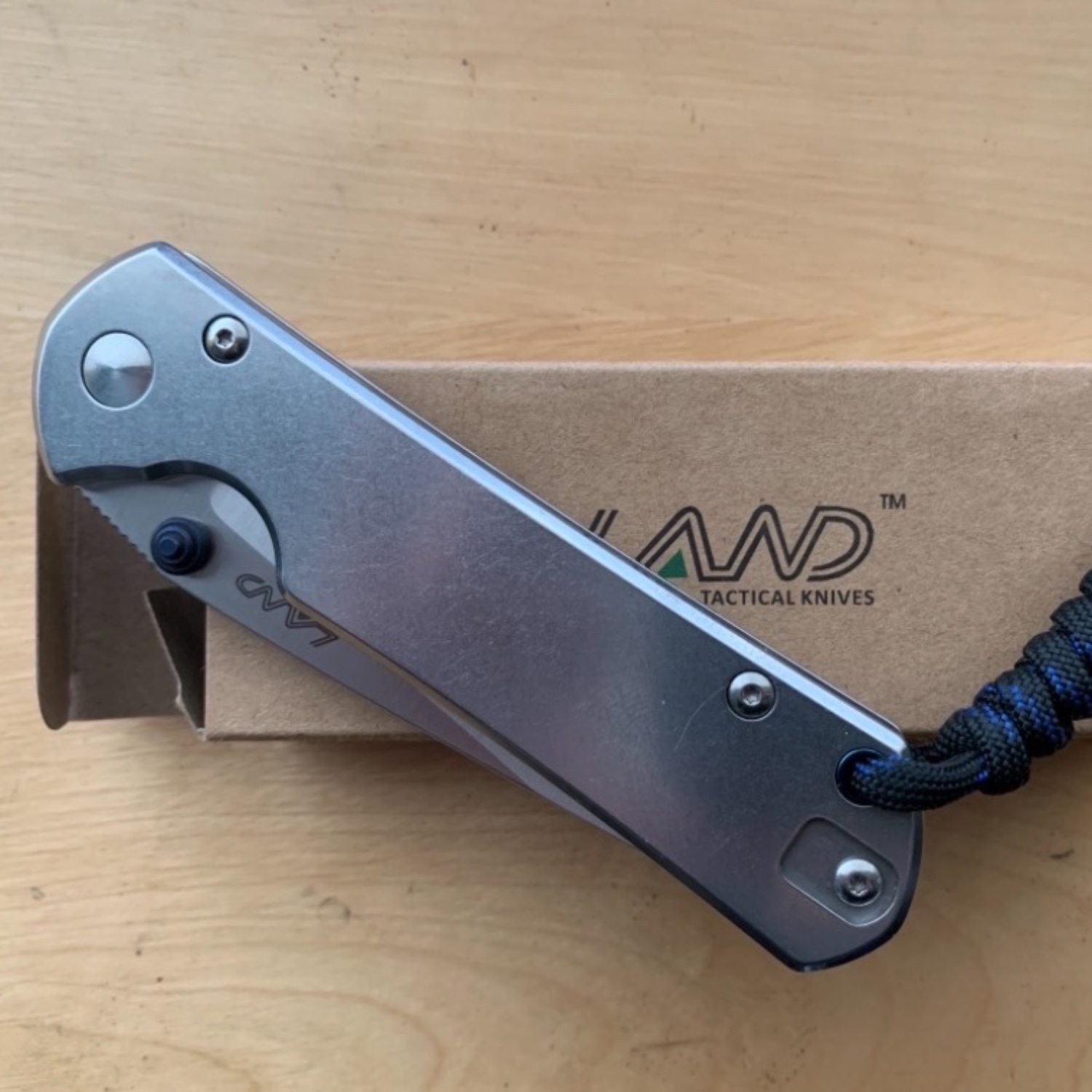 Bladebinge - Land 912 Stainless Steel Handle