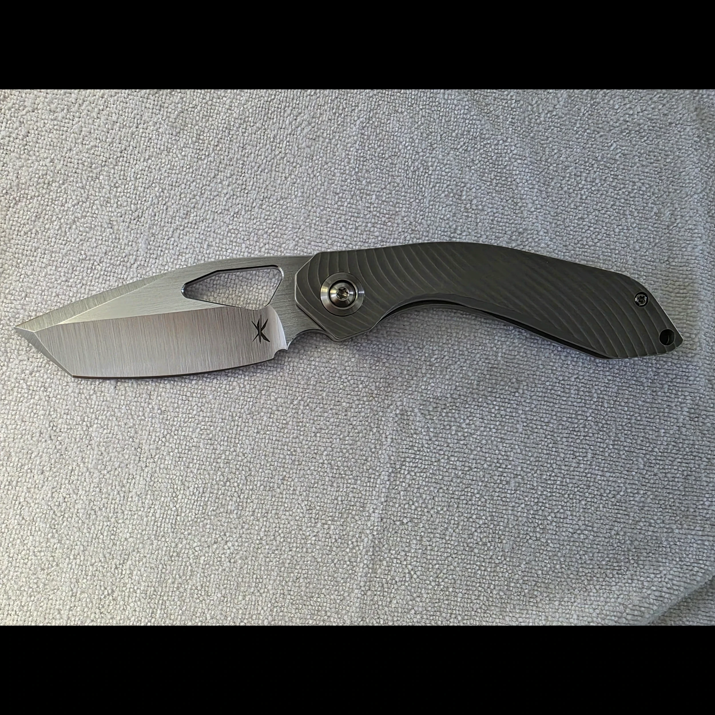Bladebinge - Keanison Knives Bull Terrier Textured Series Titanium ...