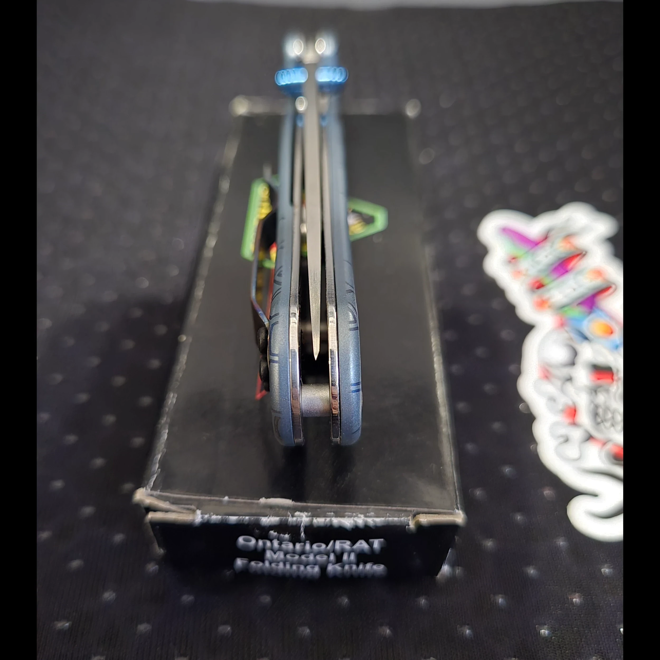 Bladebinge - WOK Ontario Rat 2 mystery box knife