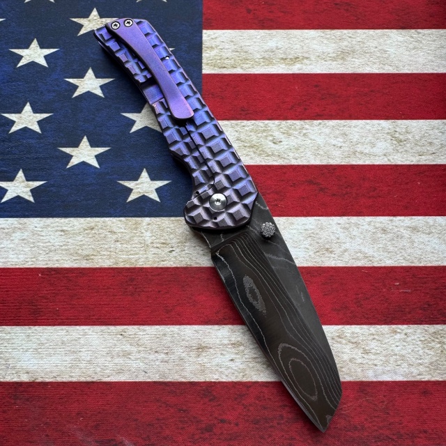 Bladebinge - Freeman Knives - Harley Damascus