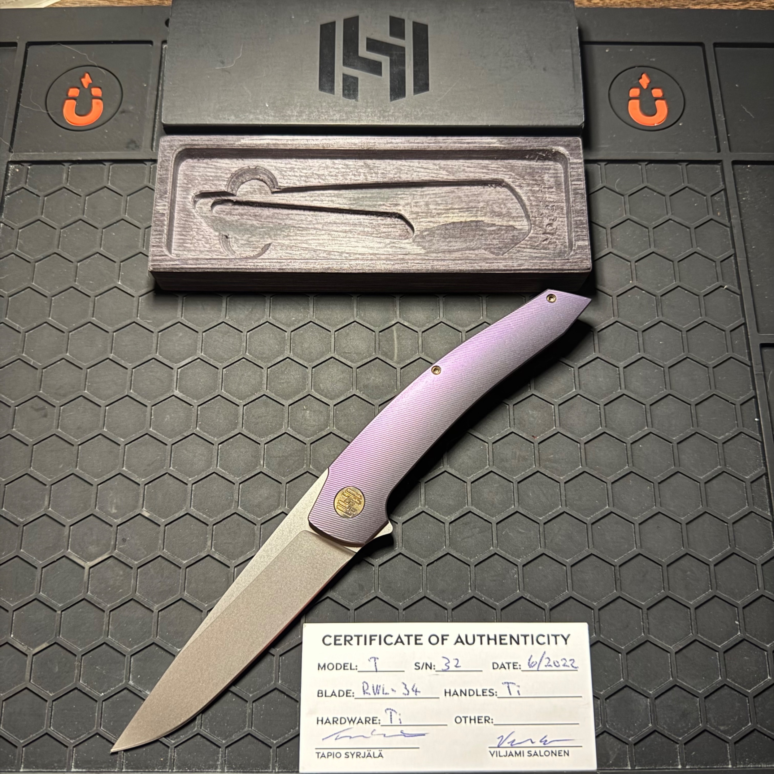Bladebinge - Hog House Knives - Model T