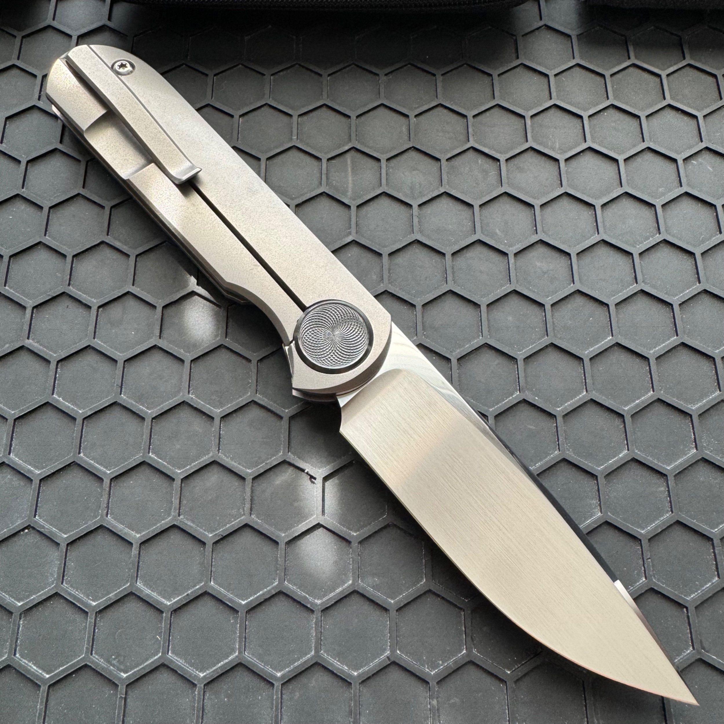 Bladebinge - Gareth Bull - Shamwari 3.3” Zirc Spiro 1 of 4