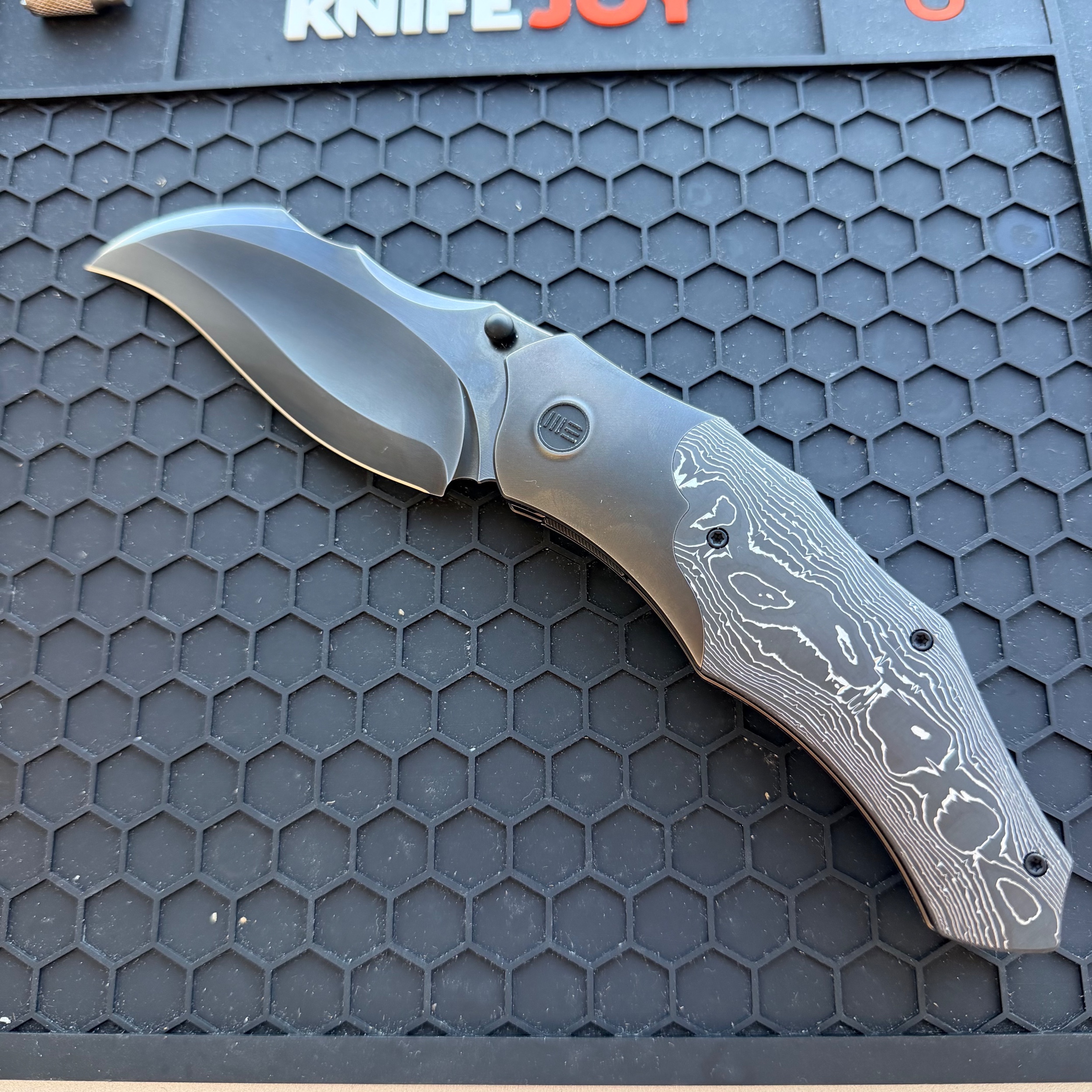 Bladebinge - We Orc Boss Polished Gray Titanium Handle w/ Aluminum Foil ...