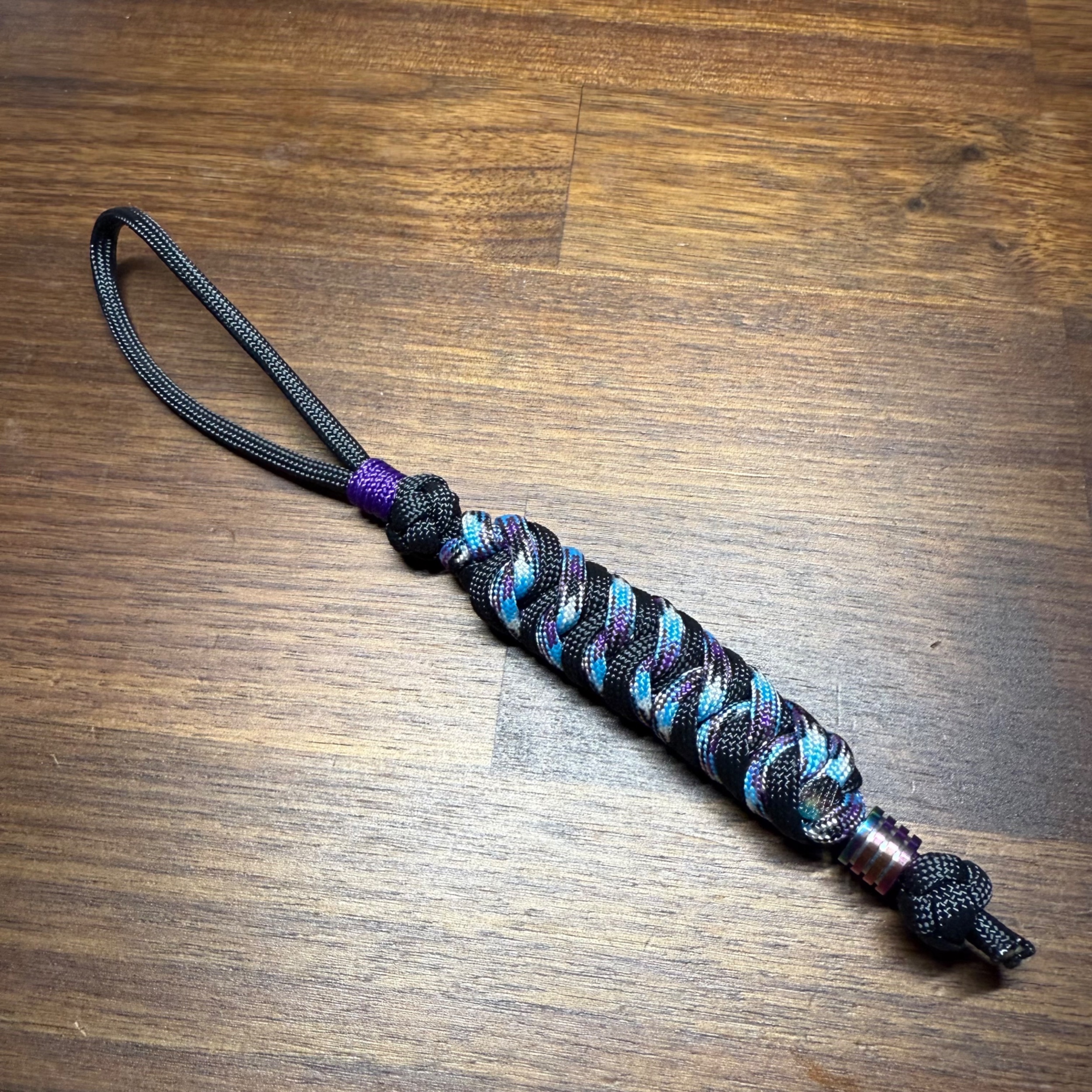 Bladebinge - 8” thic boy knife lanyard w/ 2 zip pulls