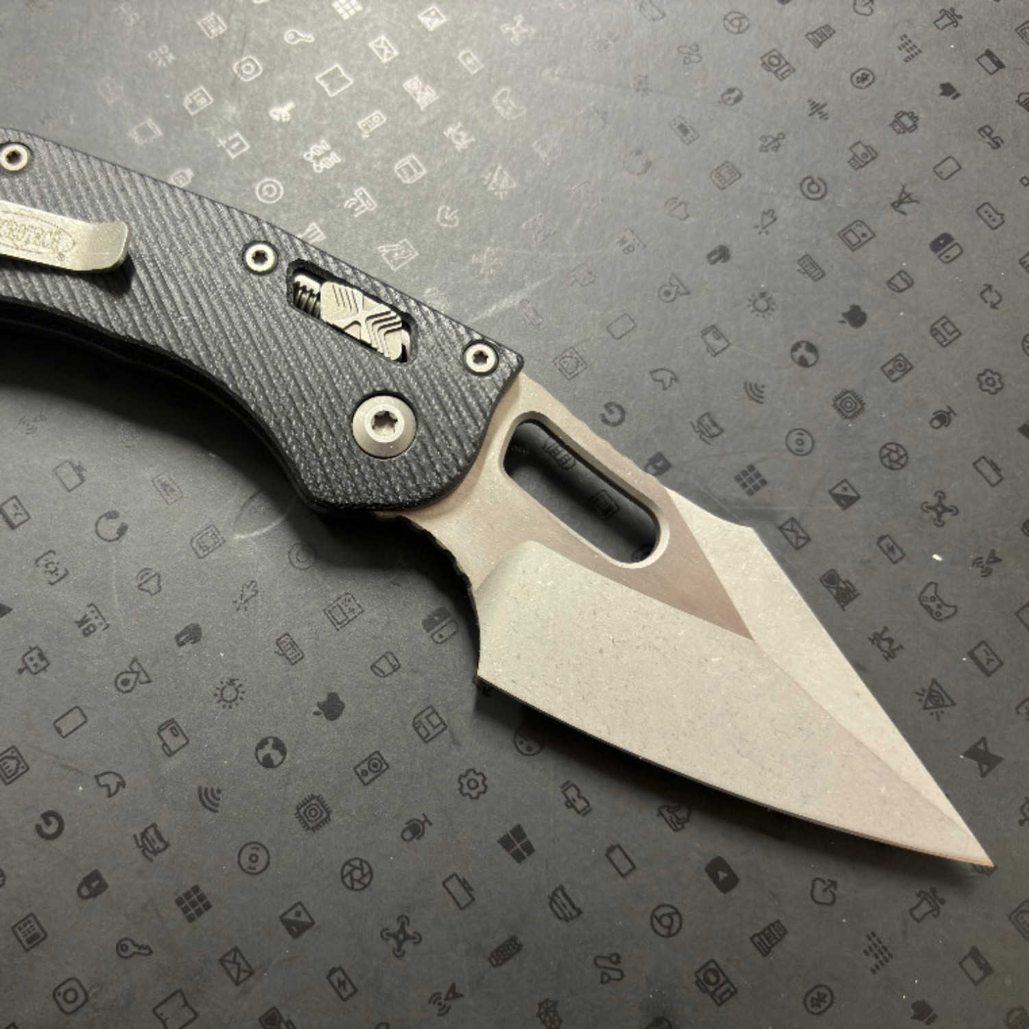 Bladebinge - Microtech Stitch