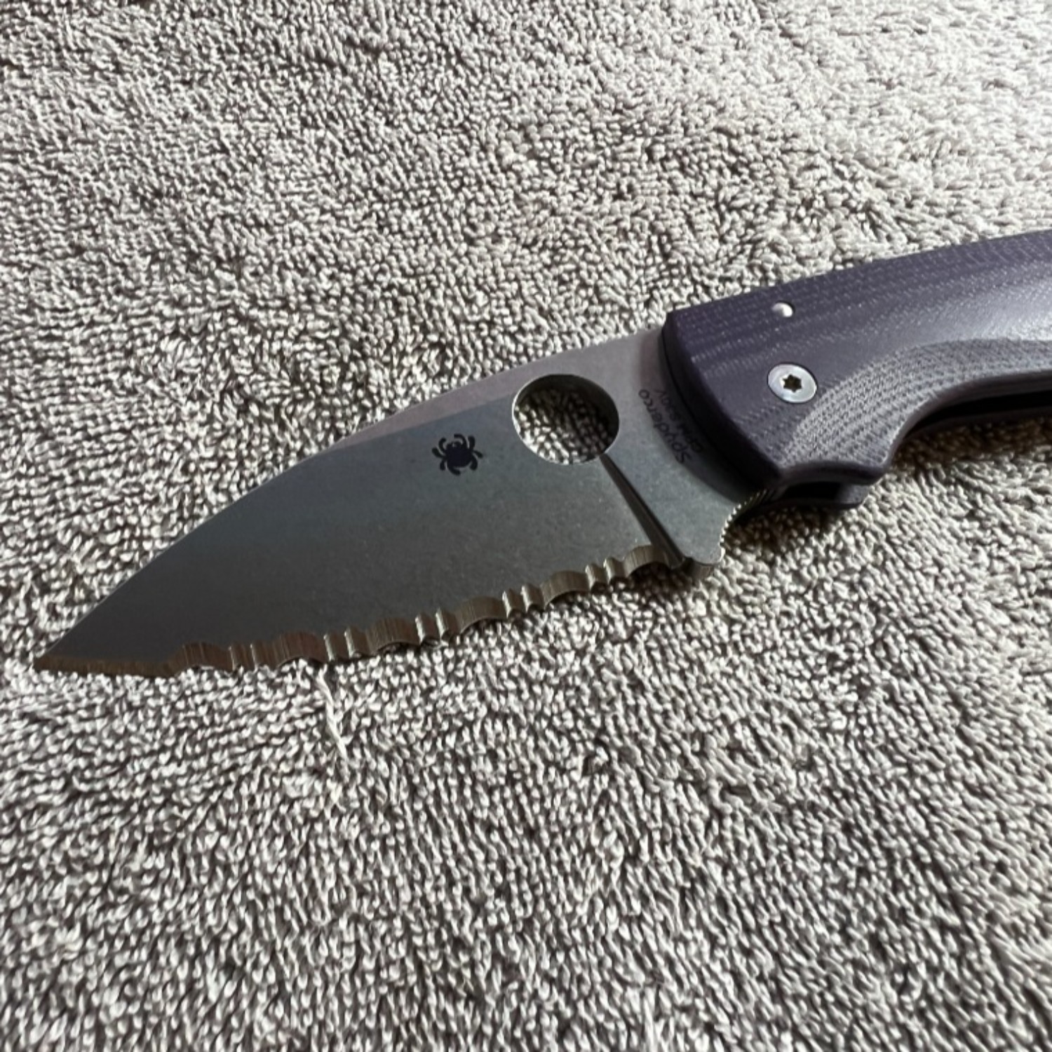 Bladebinge - Brand New Spyderco Shaman with Flytanium Lotus Scales and ...
