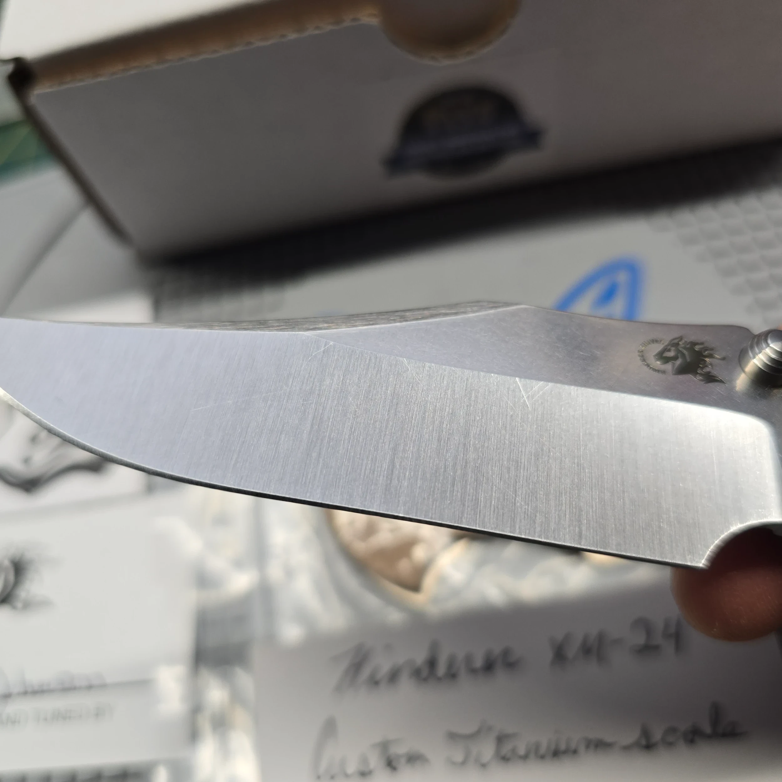 Bladebinge - Hinderer XM24 BGM regrind Ti scale